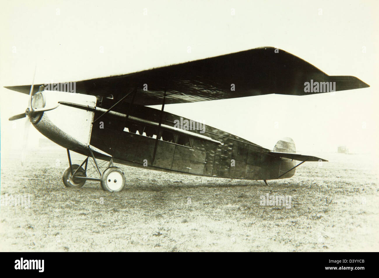 The Fokker F.V was a Dutch aircraft designed for both civilian and ...
