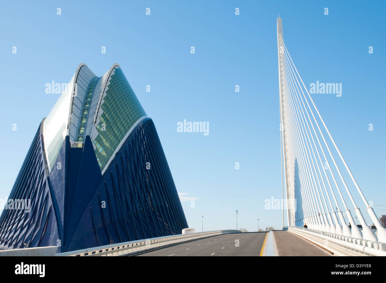 Santiago calatrava valencia arquitectura hi-res stock photography and ...
