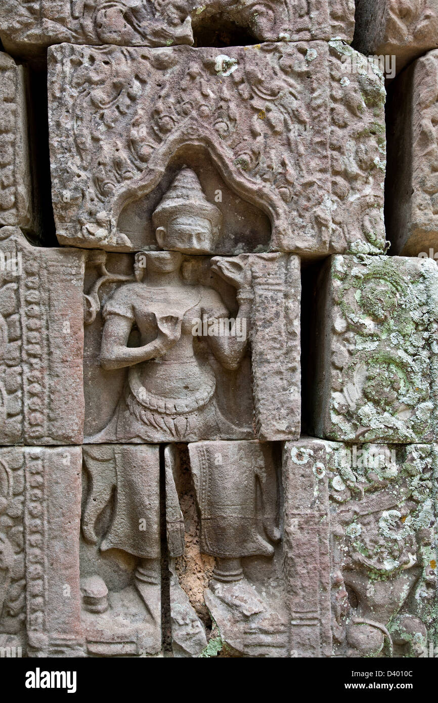 Apsara sculpture hi-res stock photography and images - Alamy