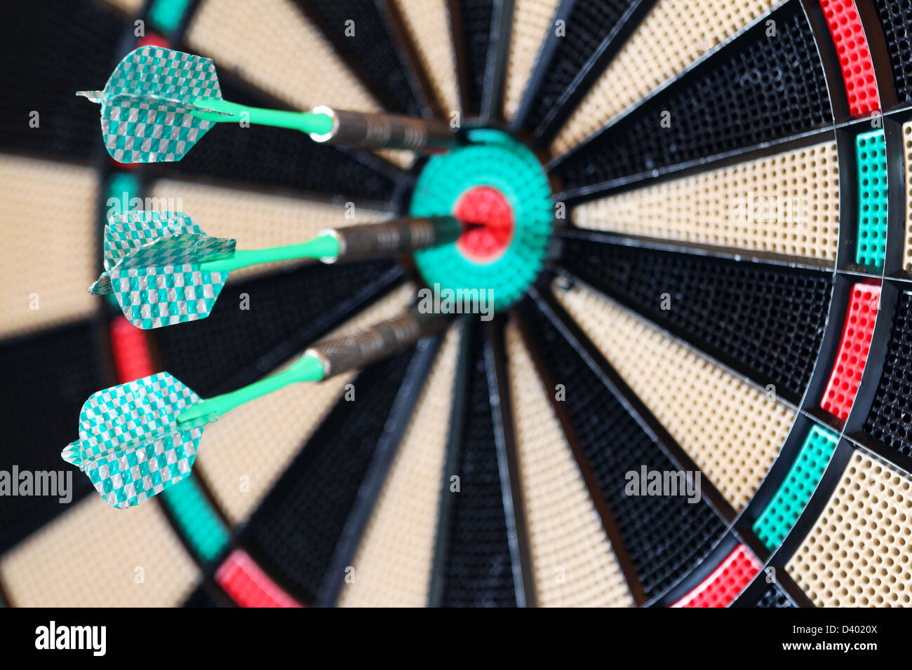 target with three green arrows Stock Photo - Alamy