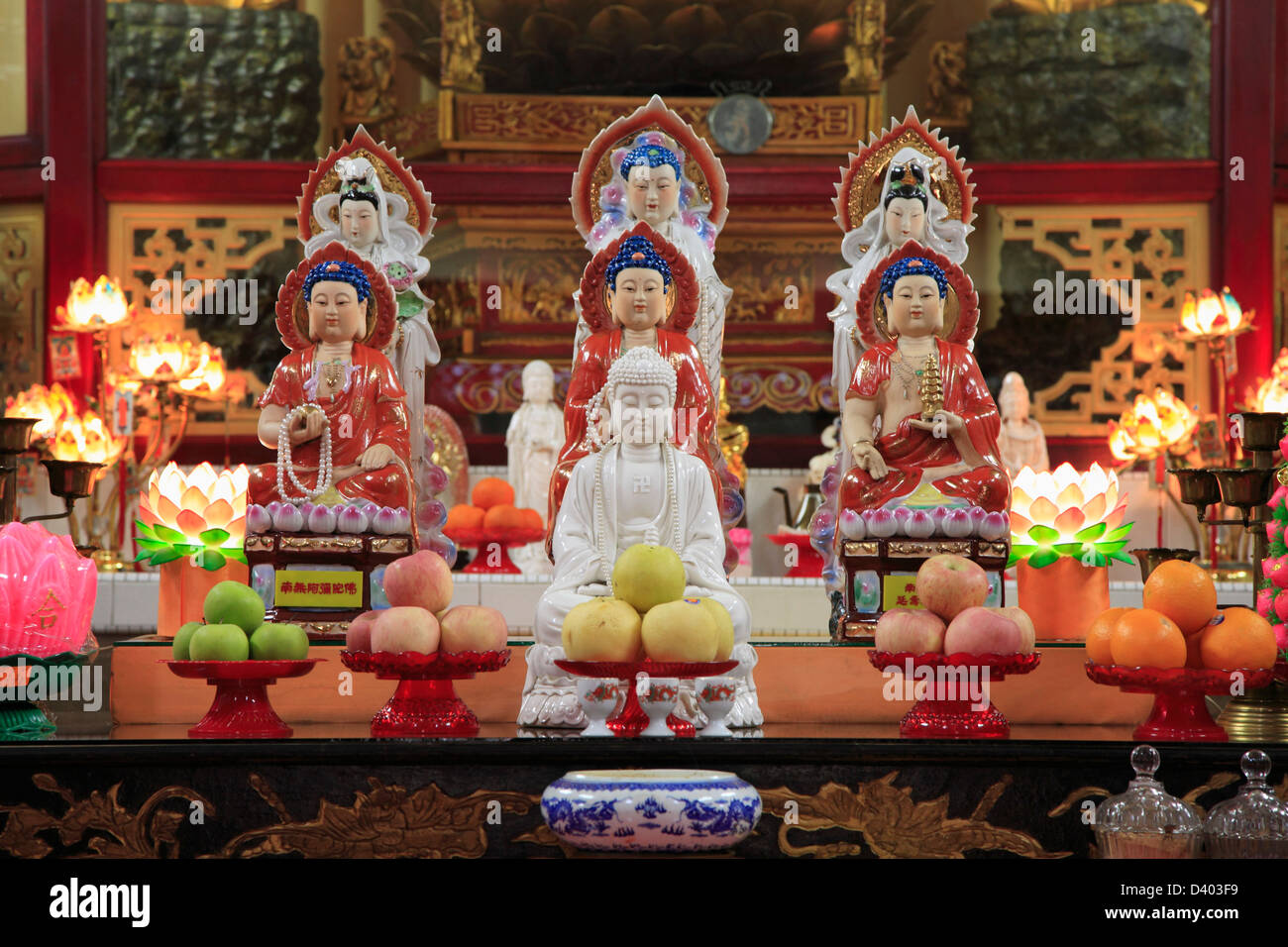 Malaysia, Kuala Lumpur, Chinatown, Chan See Shu Yuen, Chinese temple ...