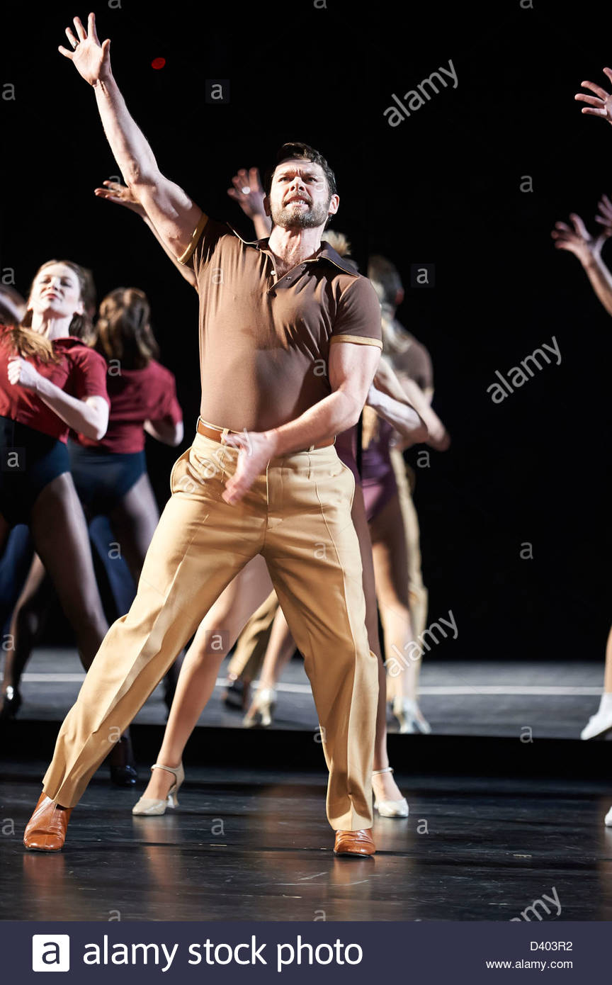 A Chorus Line High Resolution Stock Photography and Images - Alamy