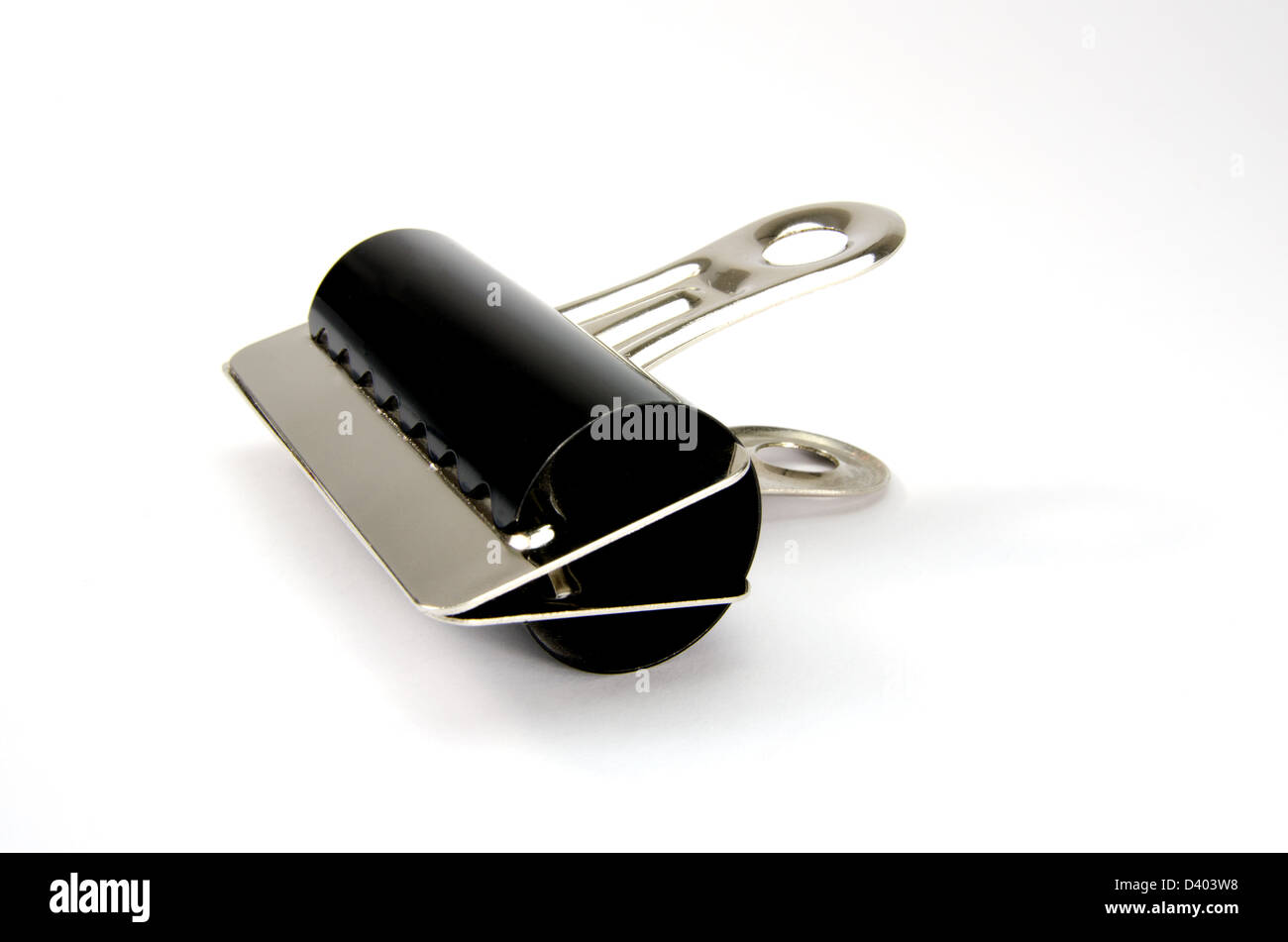 Bulldog clip hi-res stock photography and images - Alamy