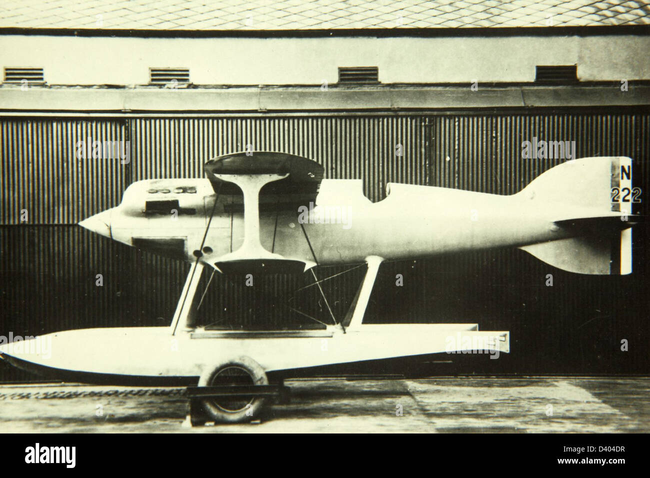 The Gloster IV was a British biplane designed for high-speed trials in ...