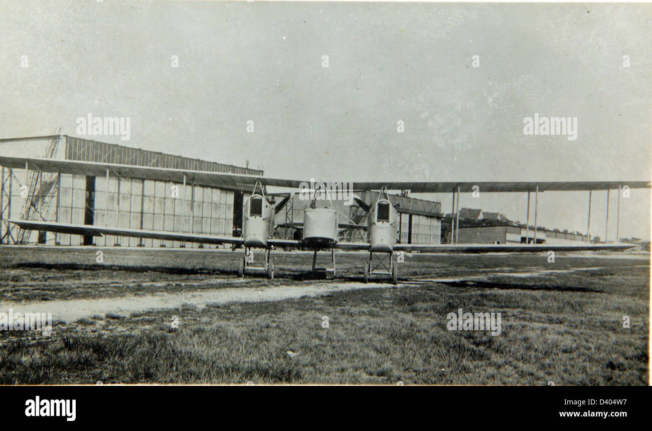 The Gotha G.IV was an advanced German bomber developed during World War ...