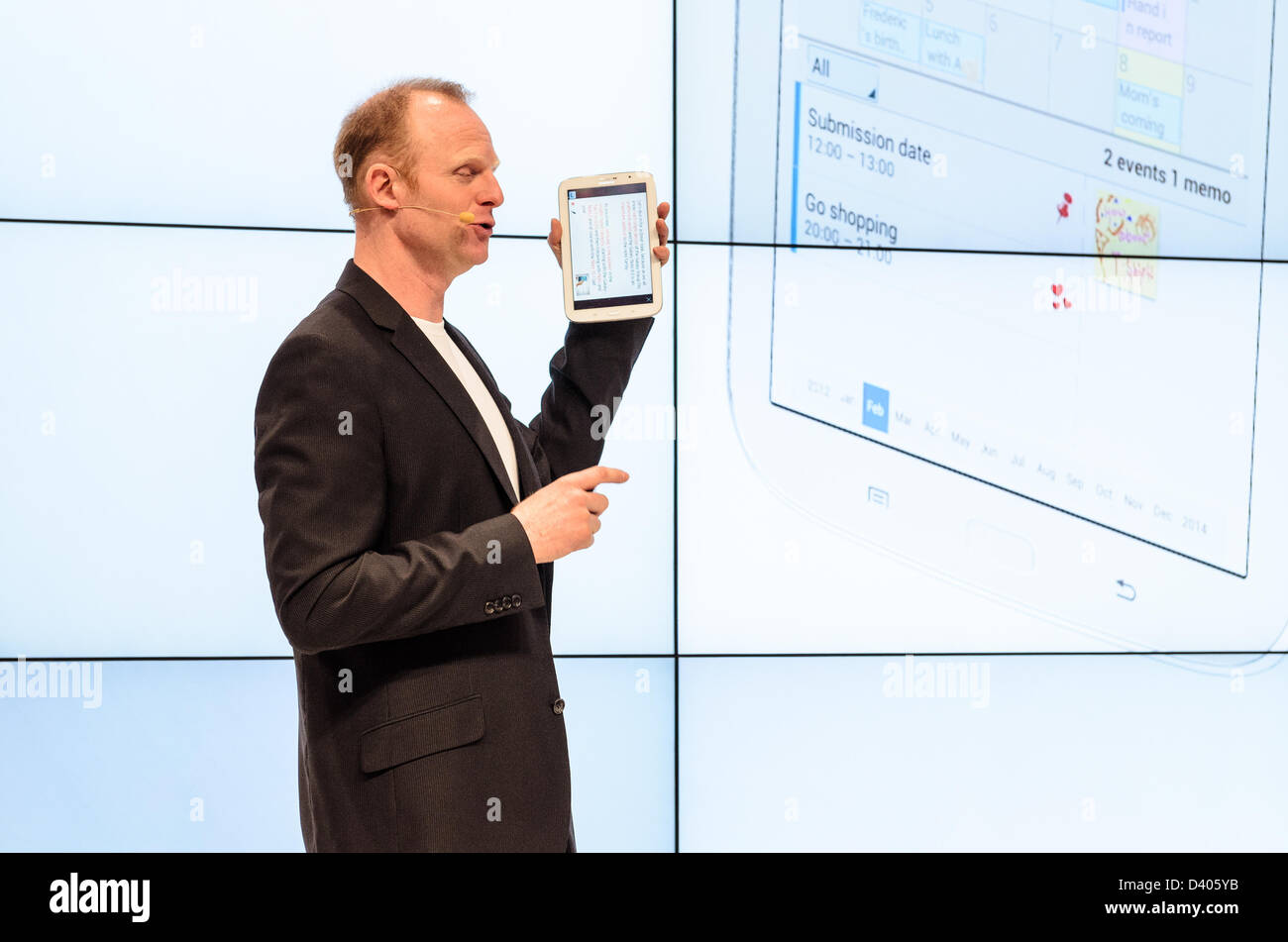 Live samsung event hi-res stock photography and images - Alamy