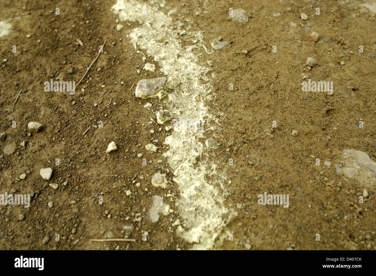 Puddle around hi-res stock photography and images - Alamy