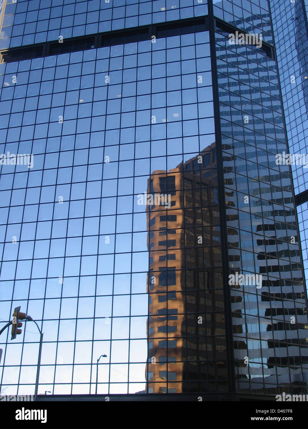 Another glass building hi-res stock photography and images - Alamy