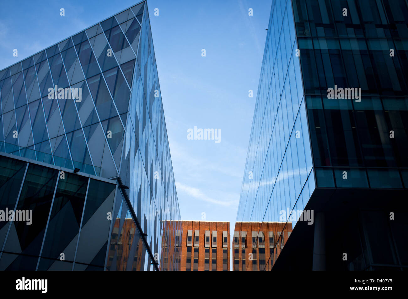 Modern architecture manchester hi-res stock photography and images - Alamy