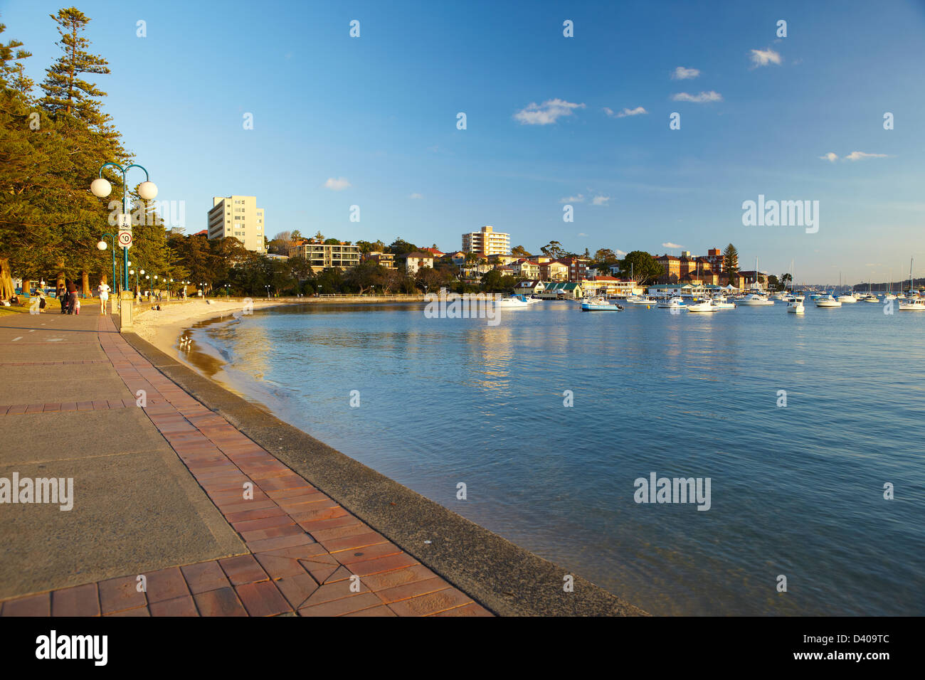 Manly foreshore beach hi-res stock photography and images - Alamy