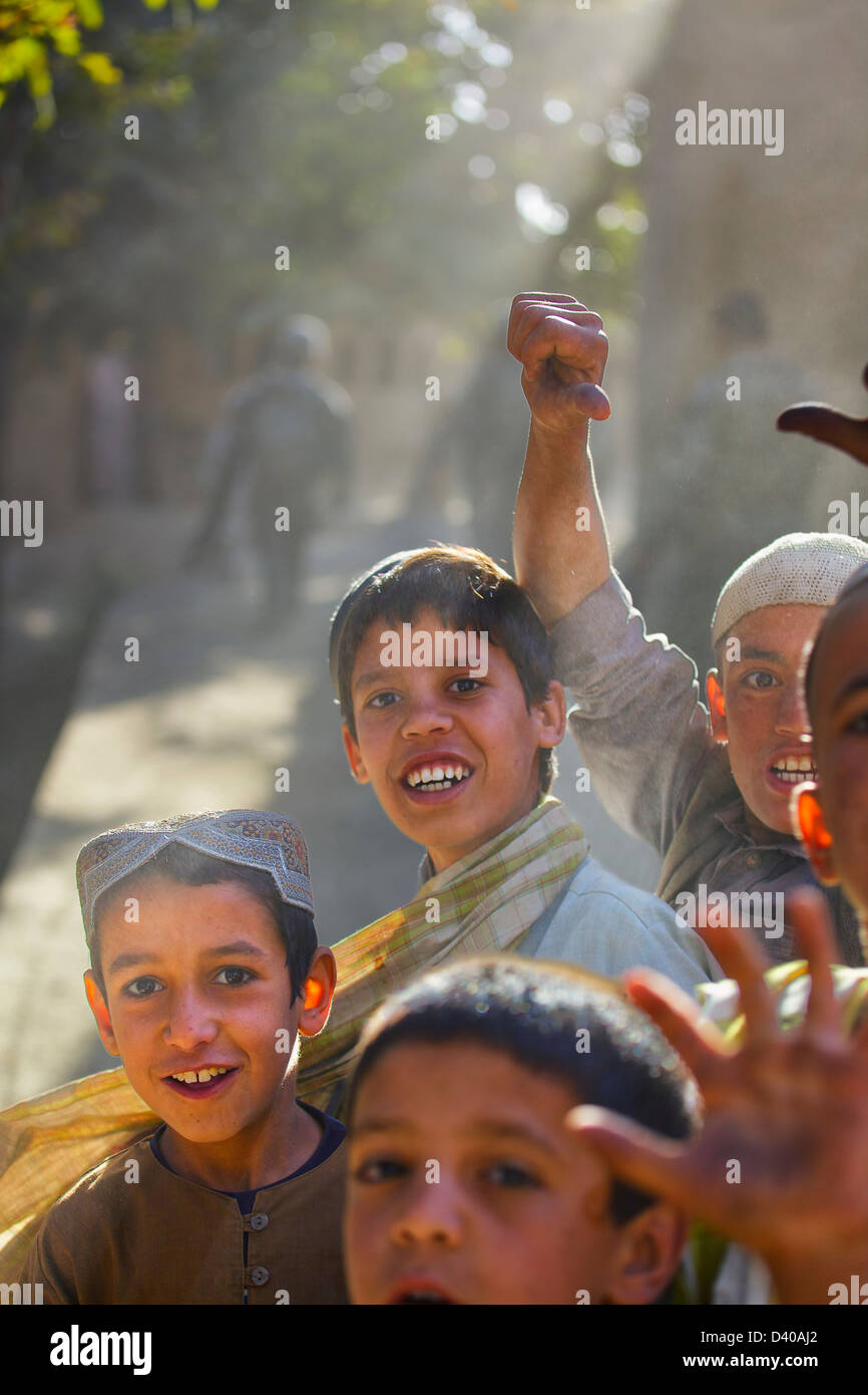 Afghan children hi-res stock photography and images - Alamy