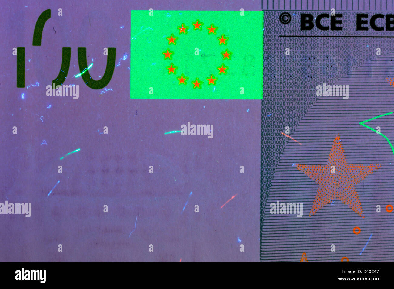 100 Euro banknote (2002) under UV light Stock Photo - Alamy