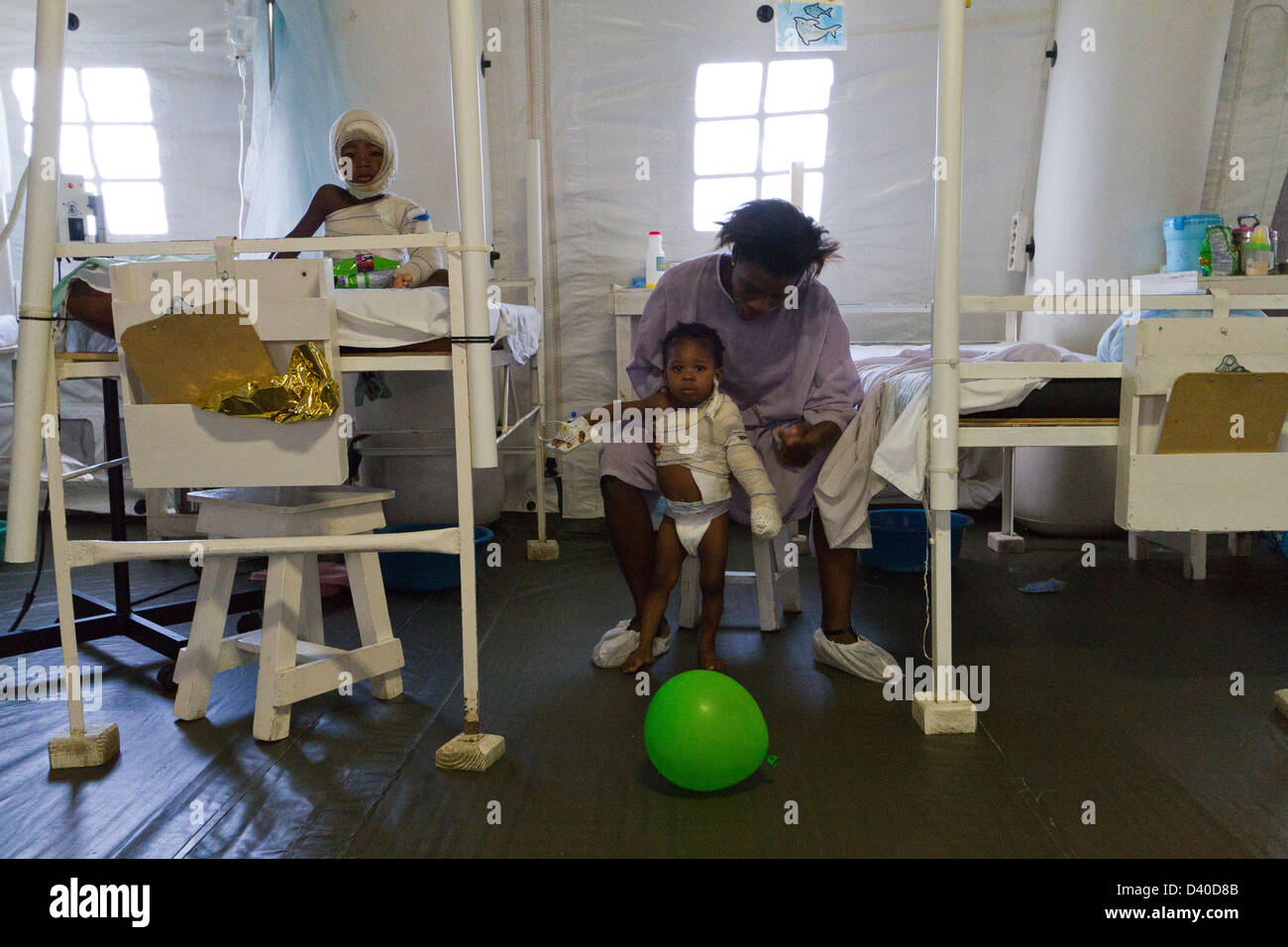 Port au prince children playing hi-res stock photography and images - Alamy
