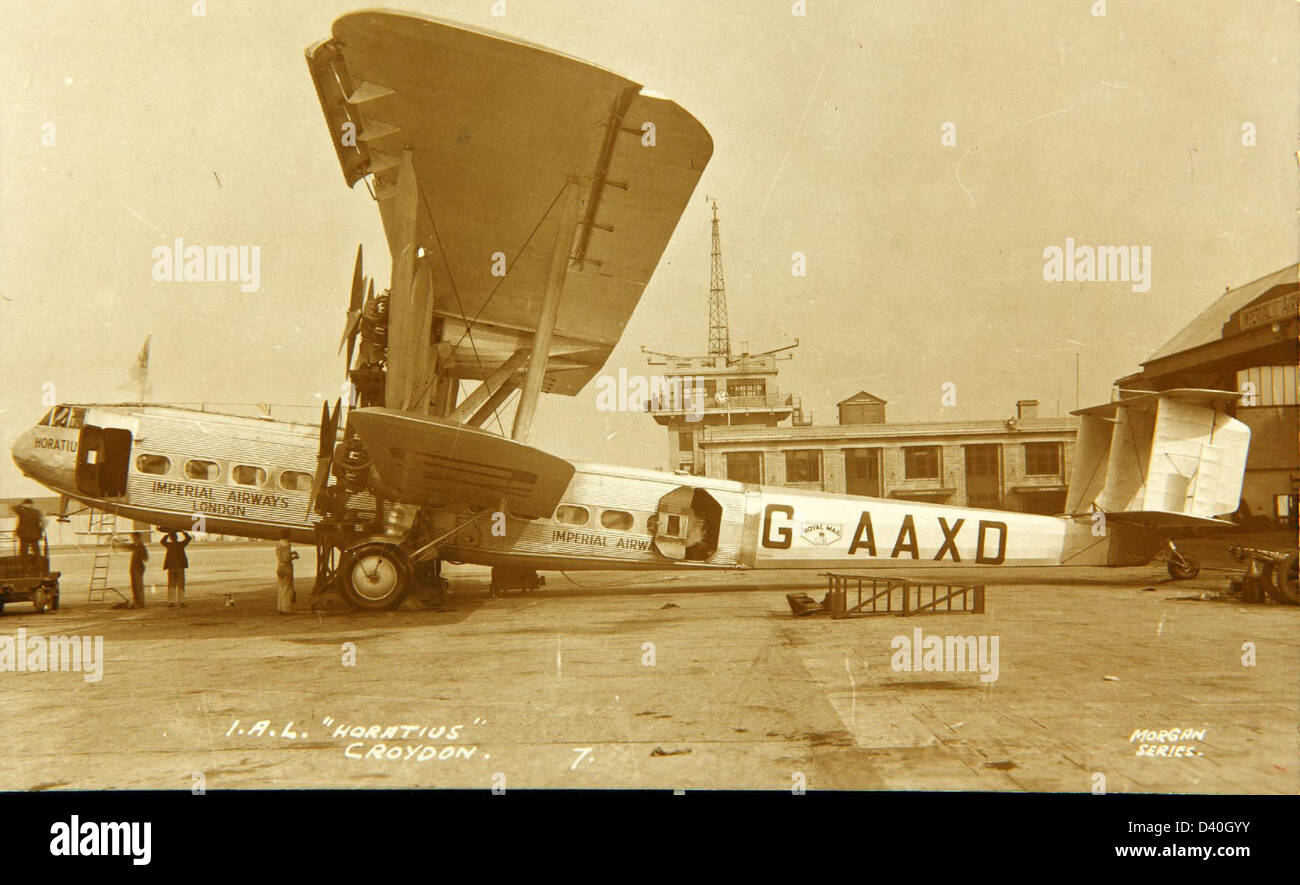 Handley page biplane hi-res stock photography and images - Alamy