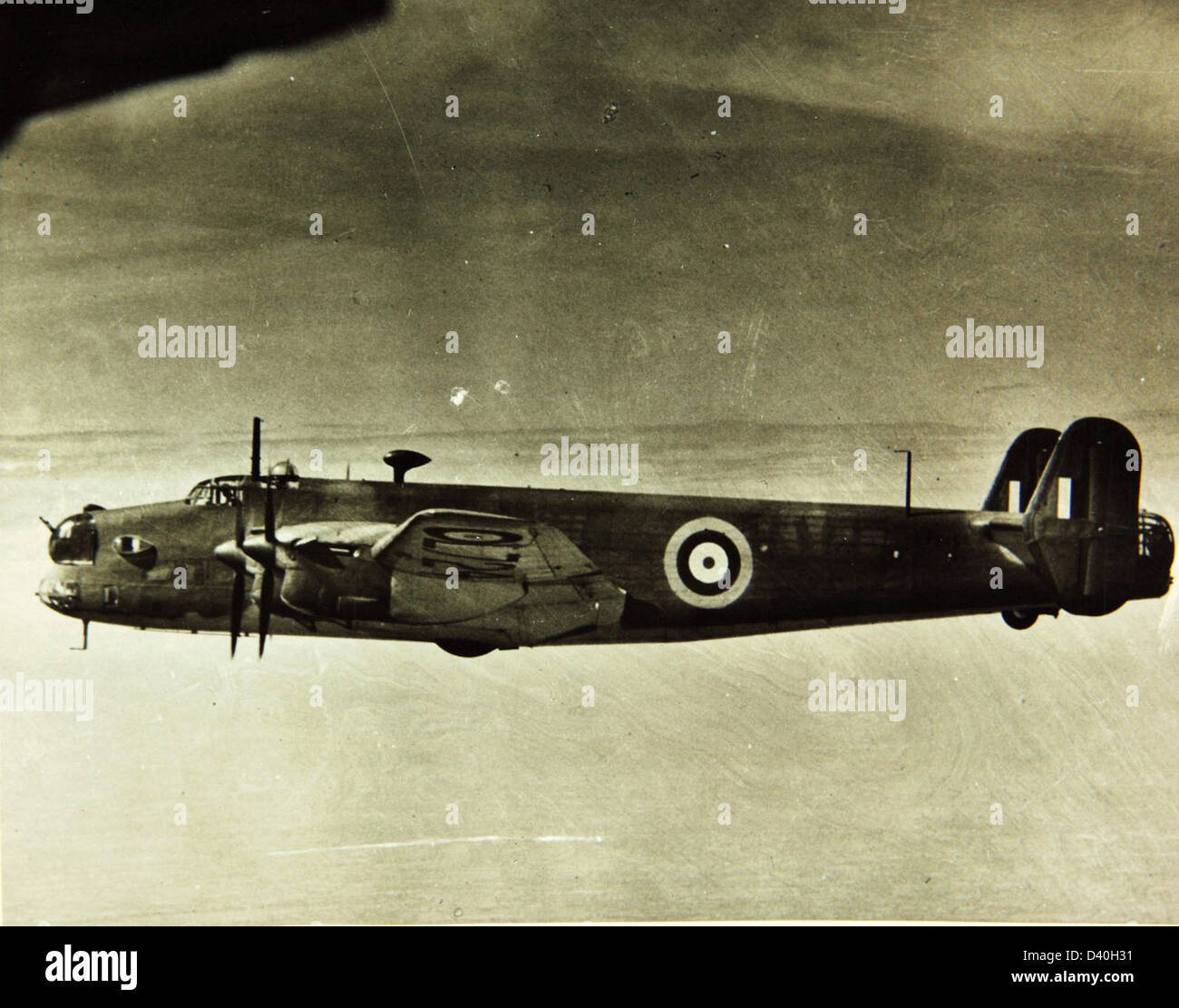 Halifax bomber engine hi-res stock photography and images - Alamy