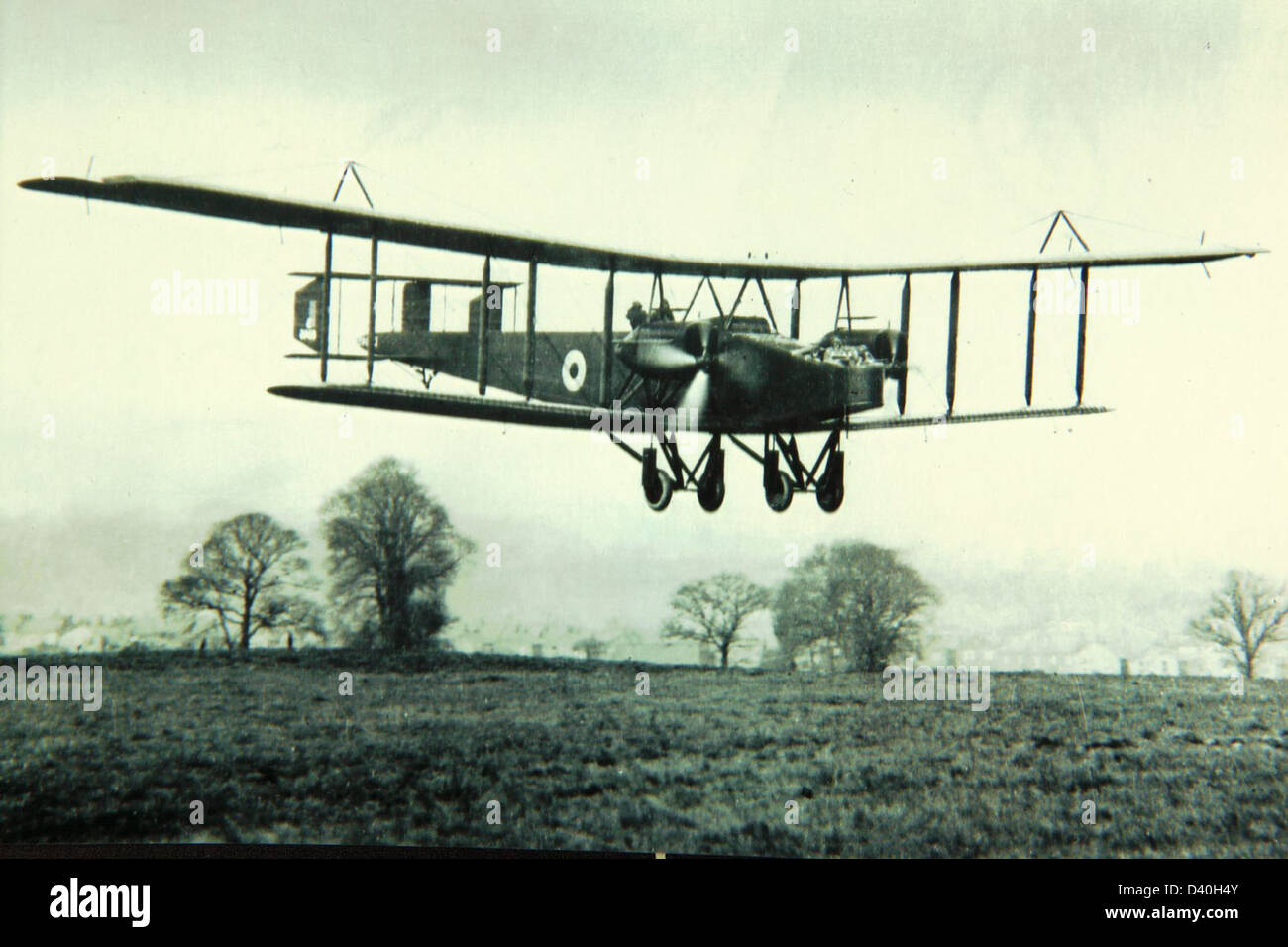 Handley page 0 400 hi-res stock photography and images - Alamy