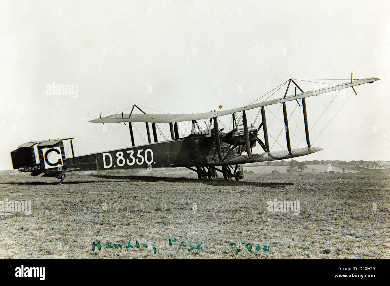 Handley page 0 400 hi-res stock photography and images - Alamy