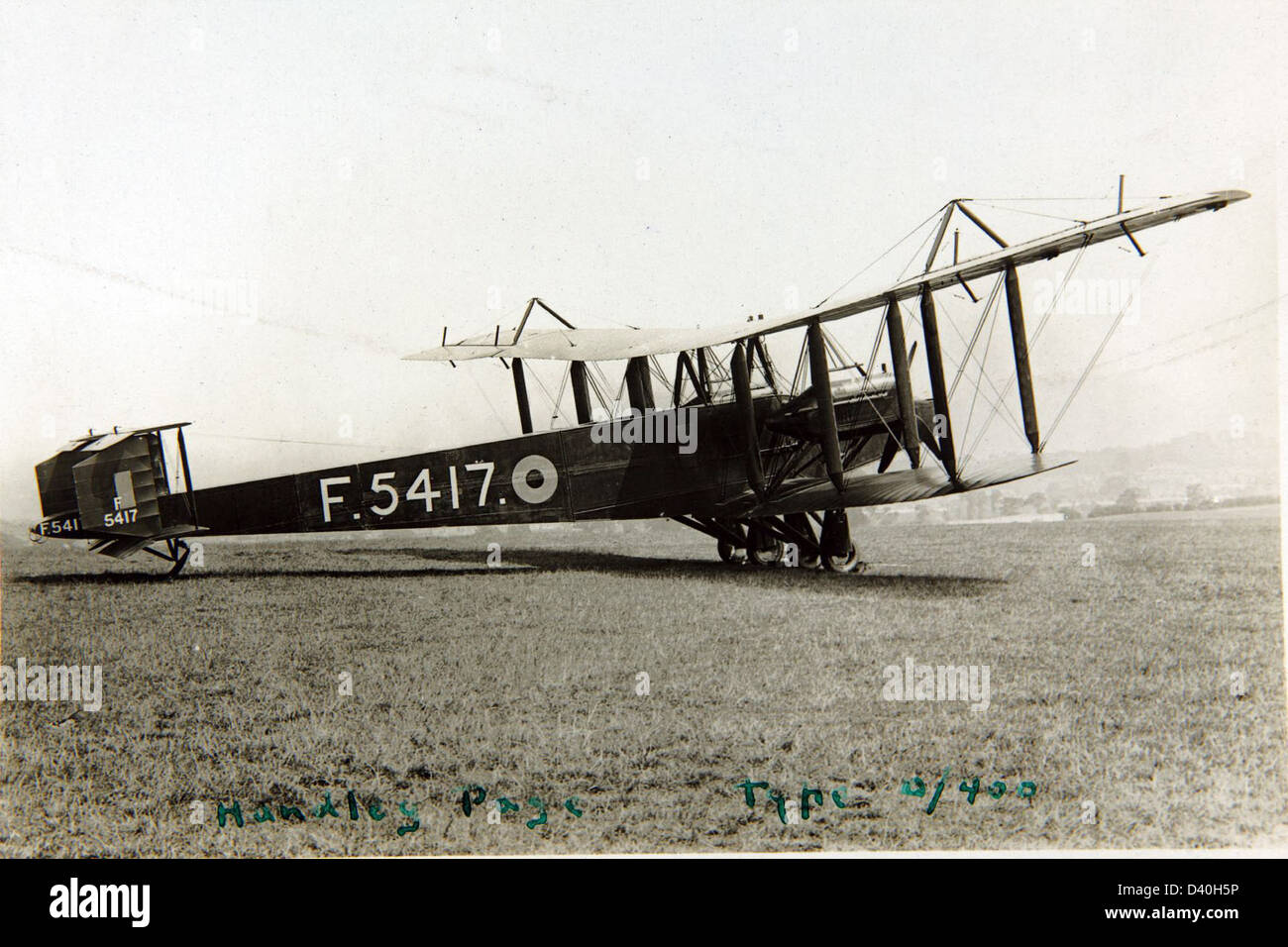 Handley page 0 400 hi-res stock photography and images - Alamy