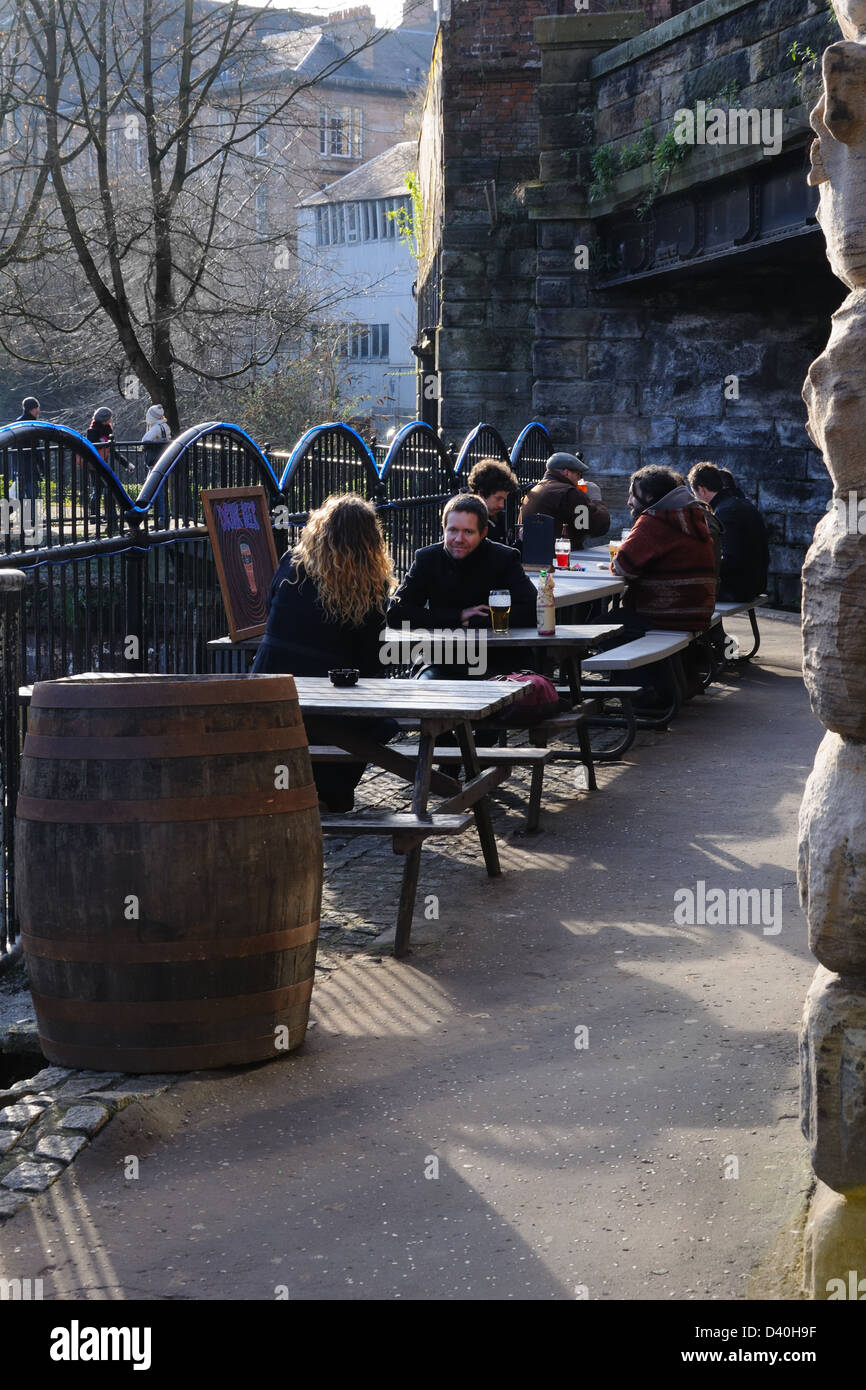 Deep drinking hi-res stock photography and images - Alamy