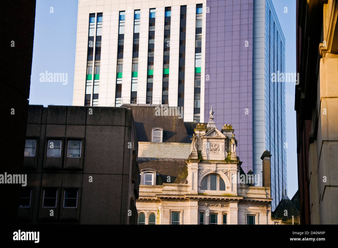 Modern designs in architecture hi-res stock photography and images - Alamy