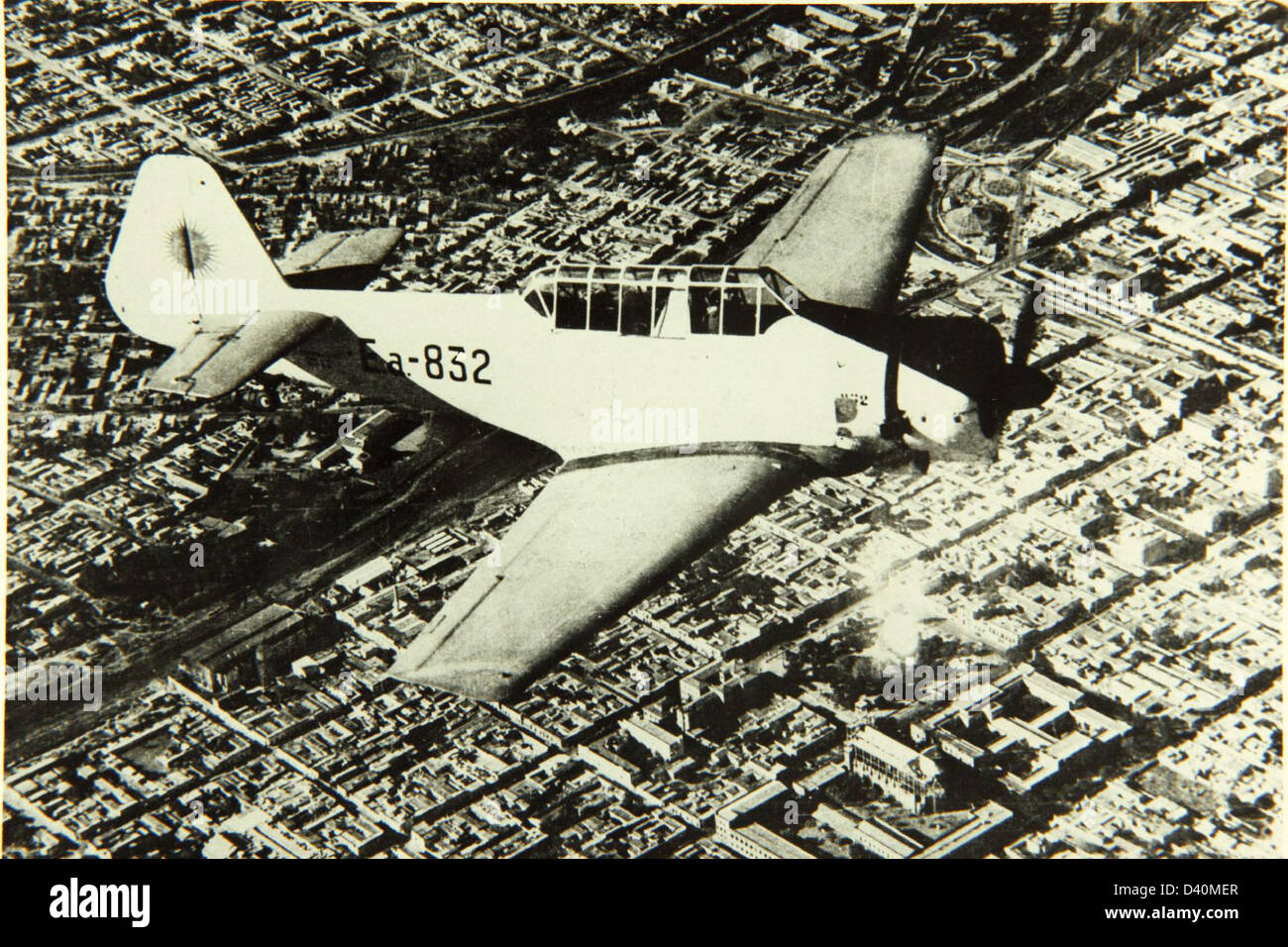 The FMA I.Ae D.L.22 was an Argentine light fighter aircraft developed ...