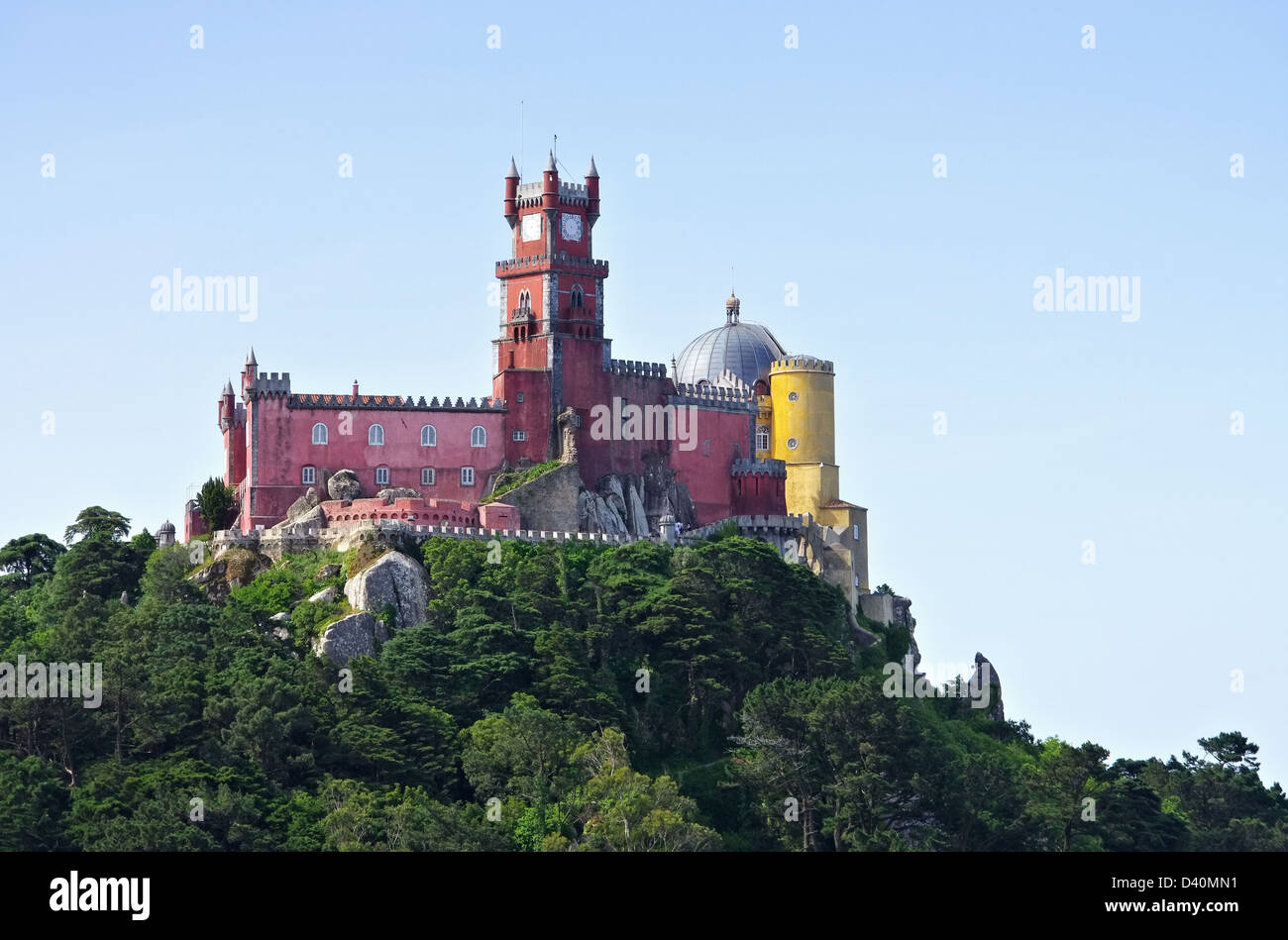 Palácio nacional da pena hi-res stock photography and images - Alamy