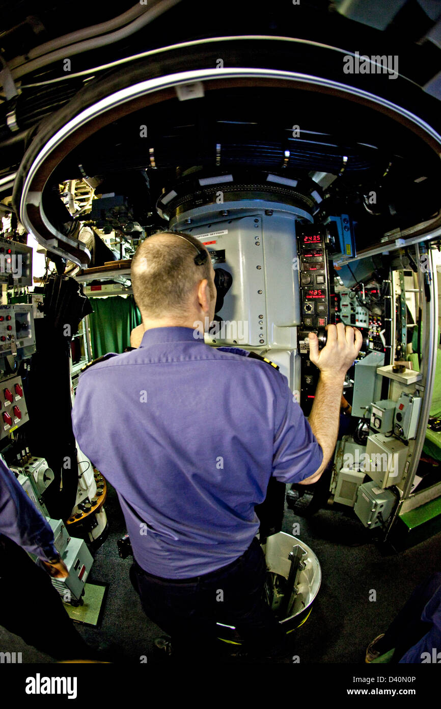 Submarine periscope hi-res stock photography and images - Alamy