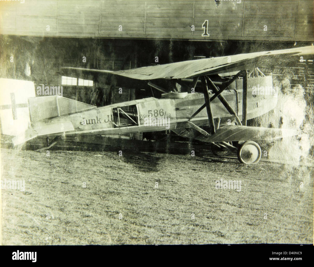 The Junkers J.4 was a German biplane, used as a reconnaissance and ...