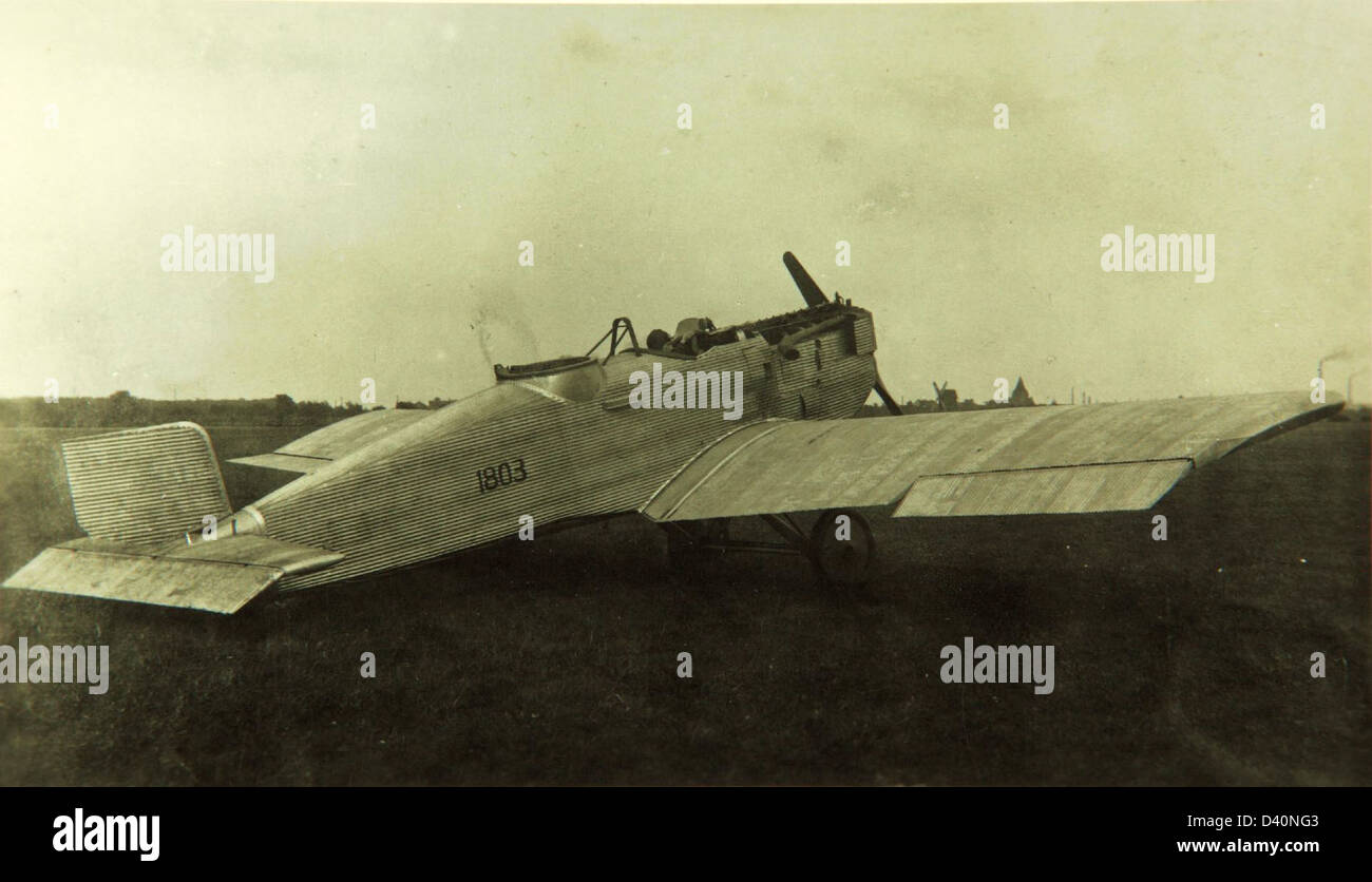 Junkers j i aircraft hi-res stock photography and images - Alamy