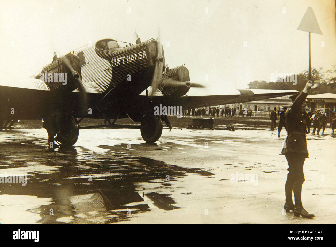 Junkers g 24 hi-res stock photography and images - Alamy