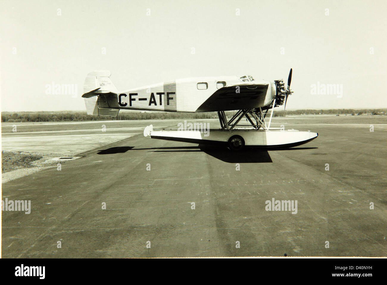Junkers w 34 hi-res stock photography and images - Alamy