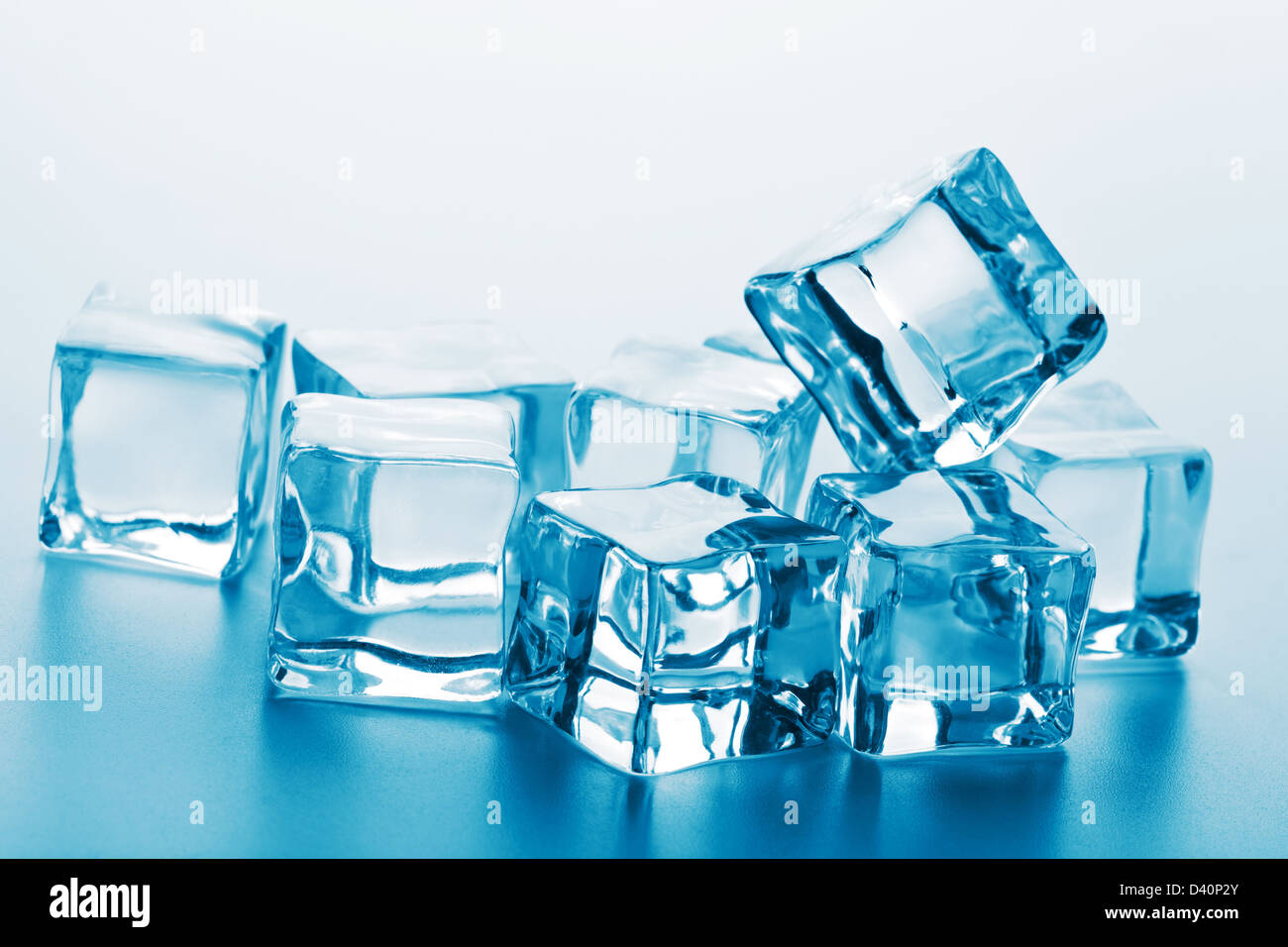 Ice cubes moisture hi-res stock photography and images - Alamy