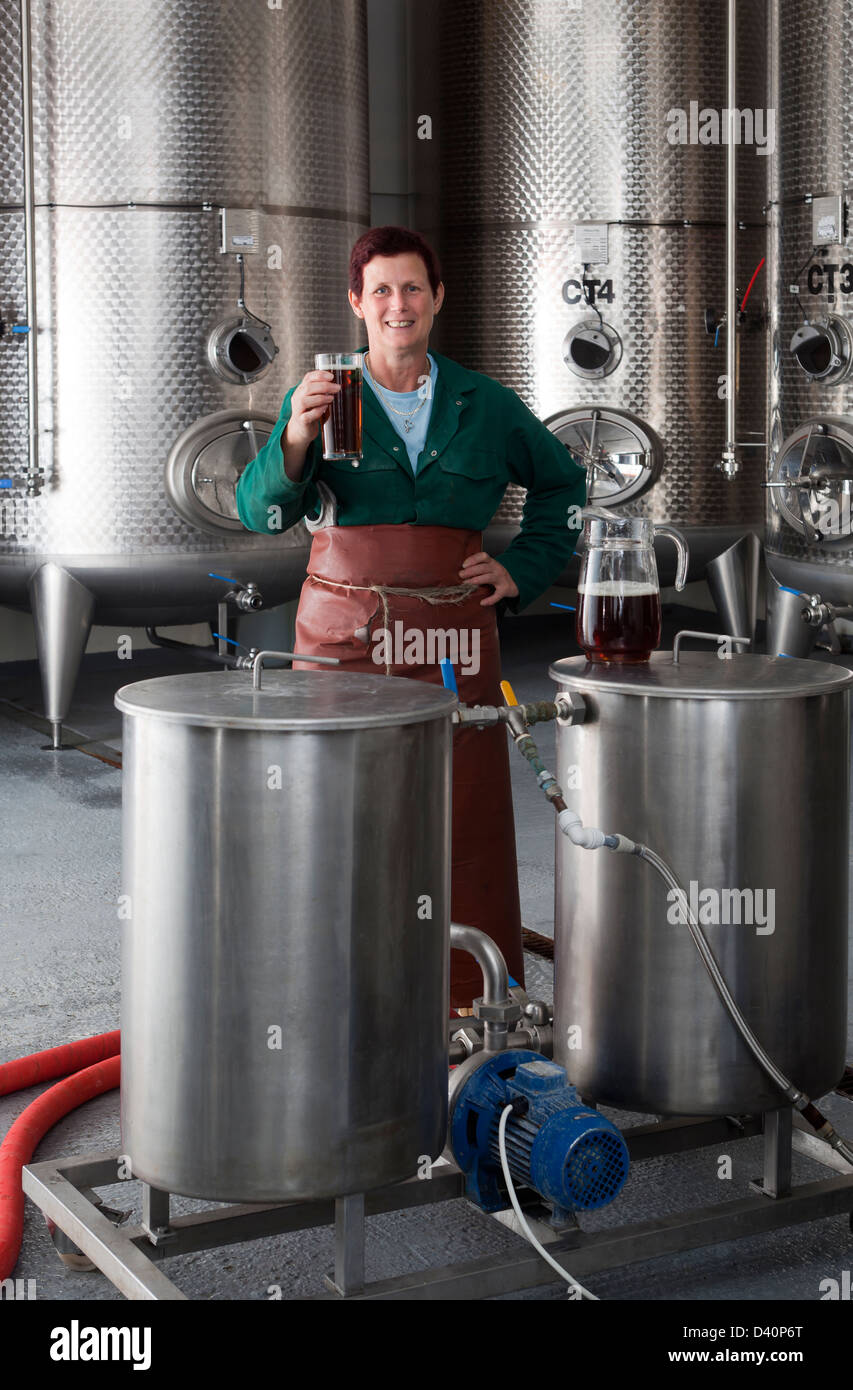 Female Master Brewer at Hogsback Brewery Stock Photo - Alamy