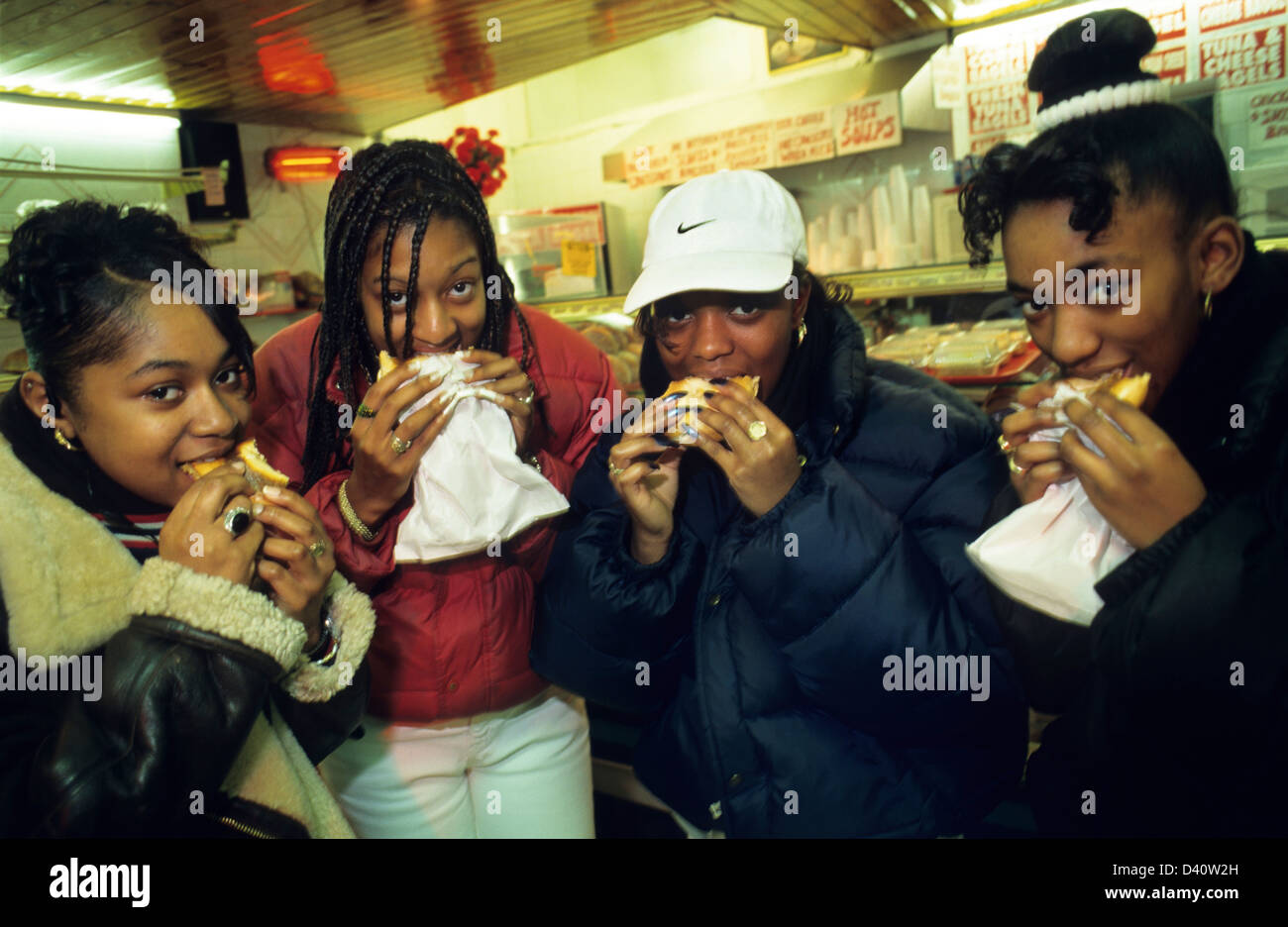 Four bagels hi-res stock photography and images - Alamy
