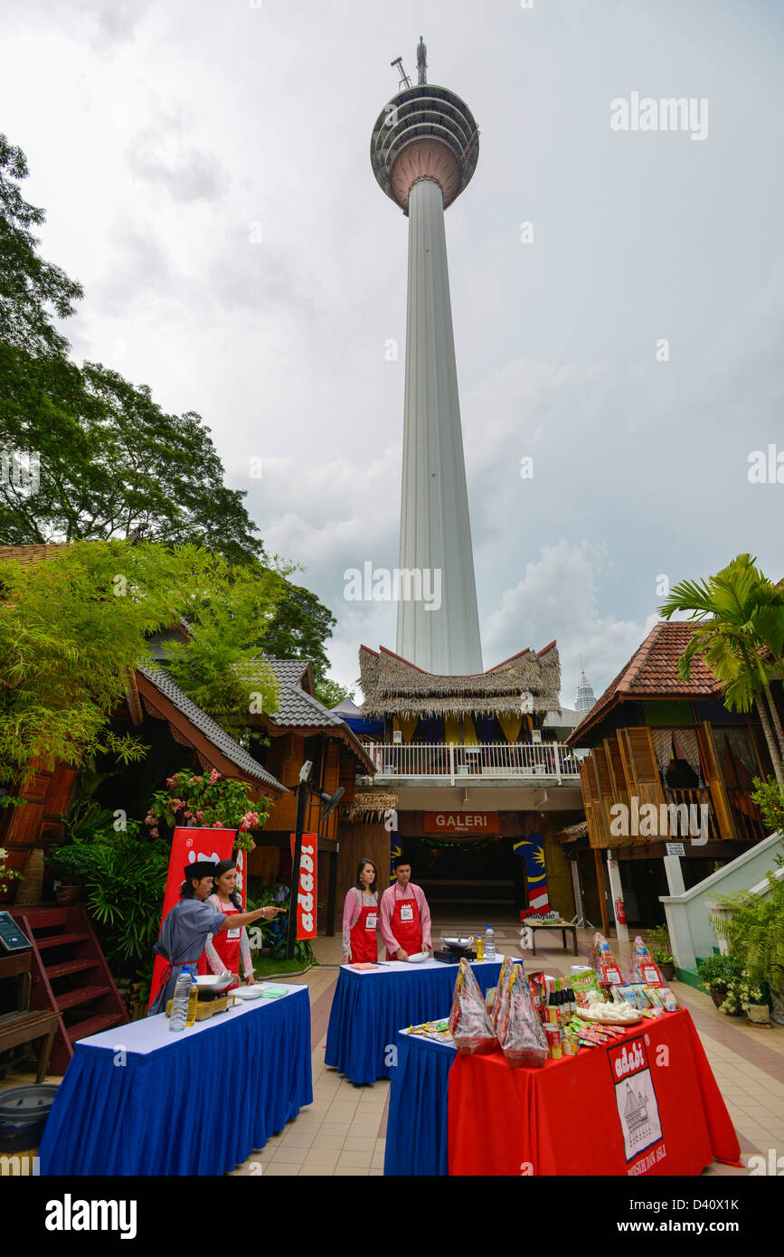 Menara kuala lumpur tower hi-res stock photography and images - Alamy