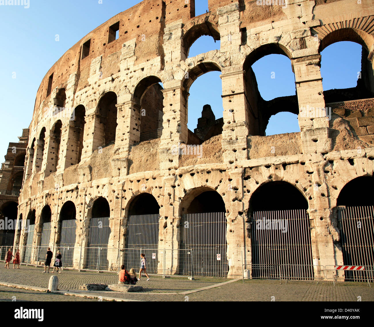 Wall of colosseum hi-res stock photography and images - Alamy