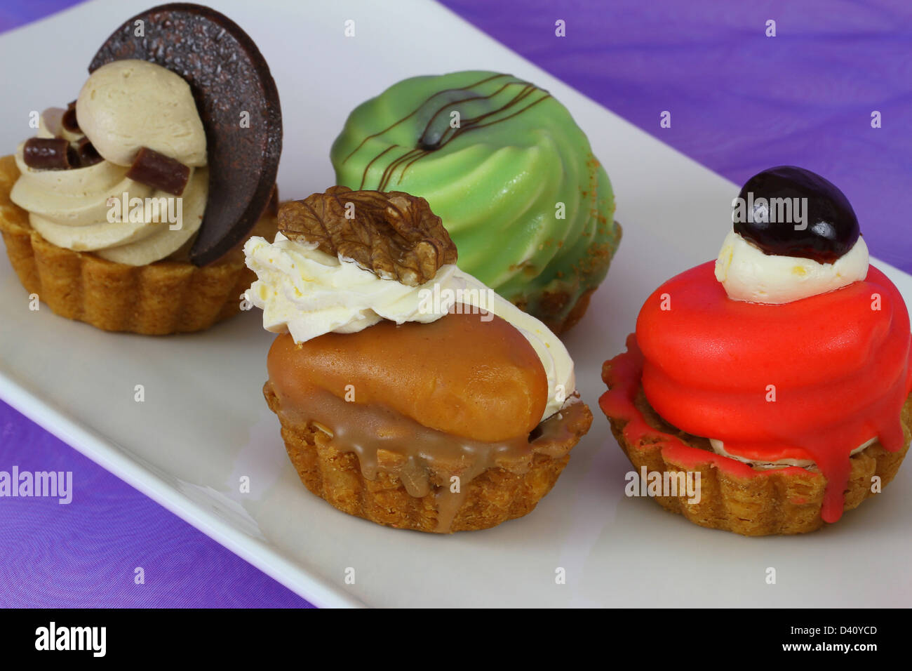 Luxury petit fours hi-res stock photography and images - Alamy