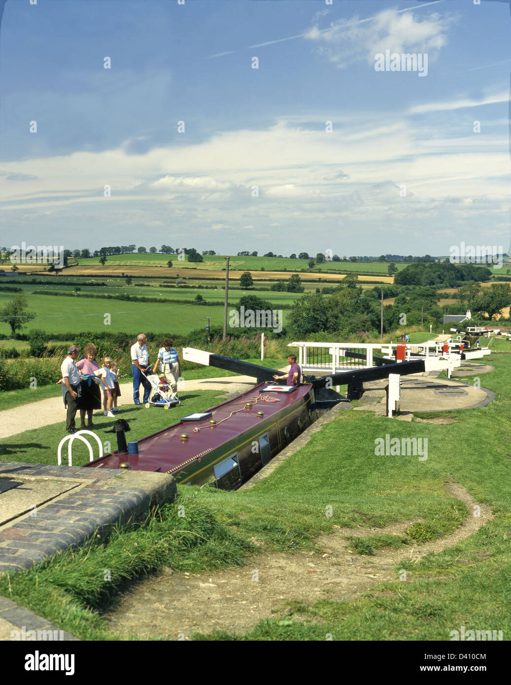 Foxton locks hi-res stock photography and images - Alamy