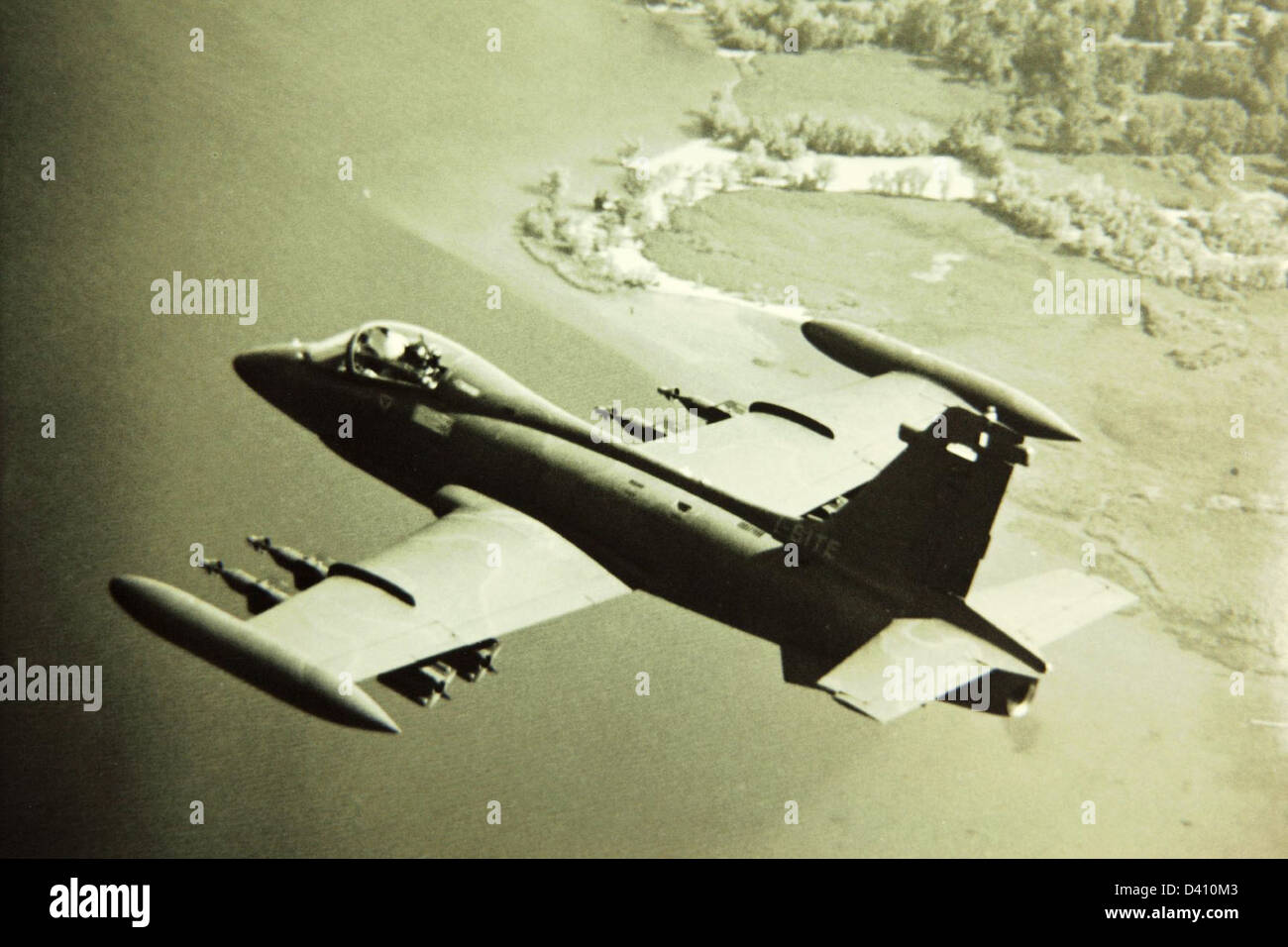 The Macchi M.B. 339 is an Italian aerobatic aircraft used by the Pan ...