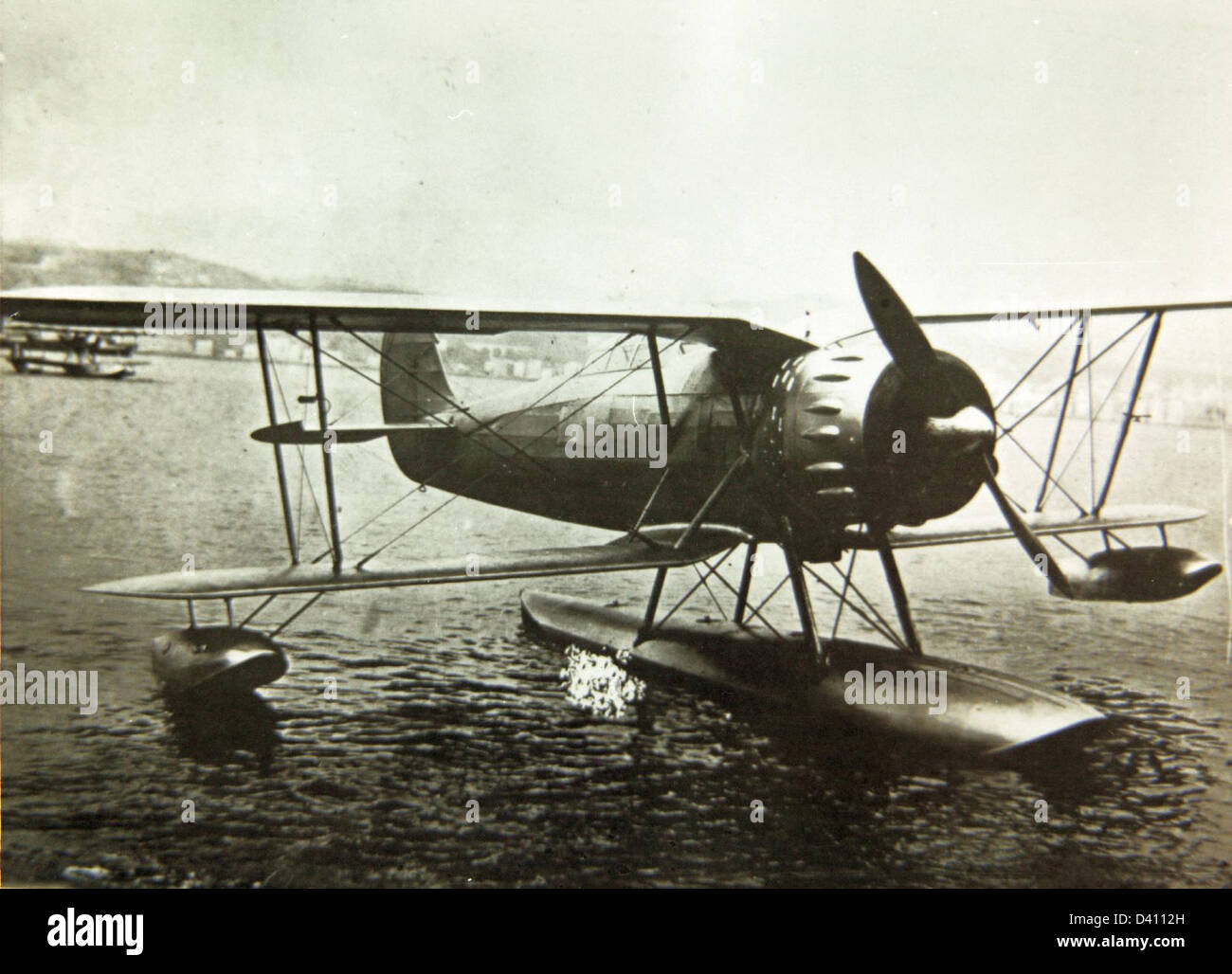 The Meridionali Ro 43 was an Italian reconnaissance biplane used during ...