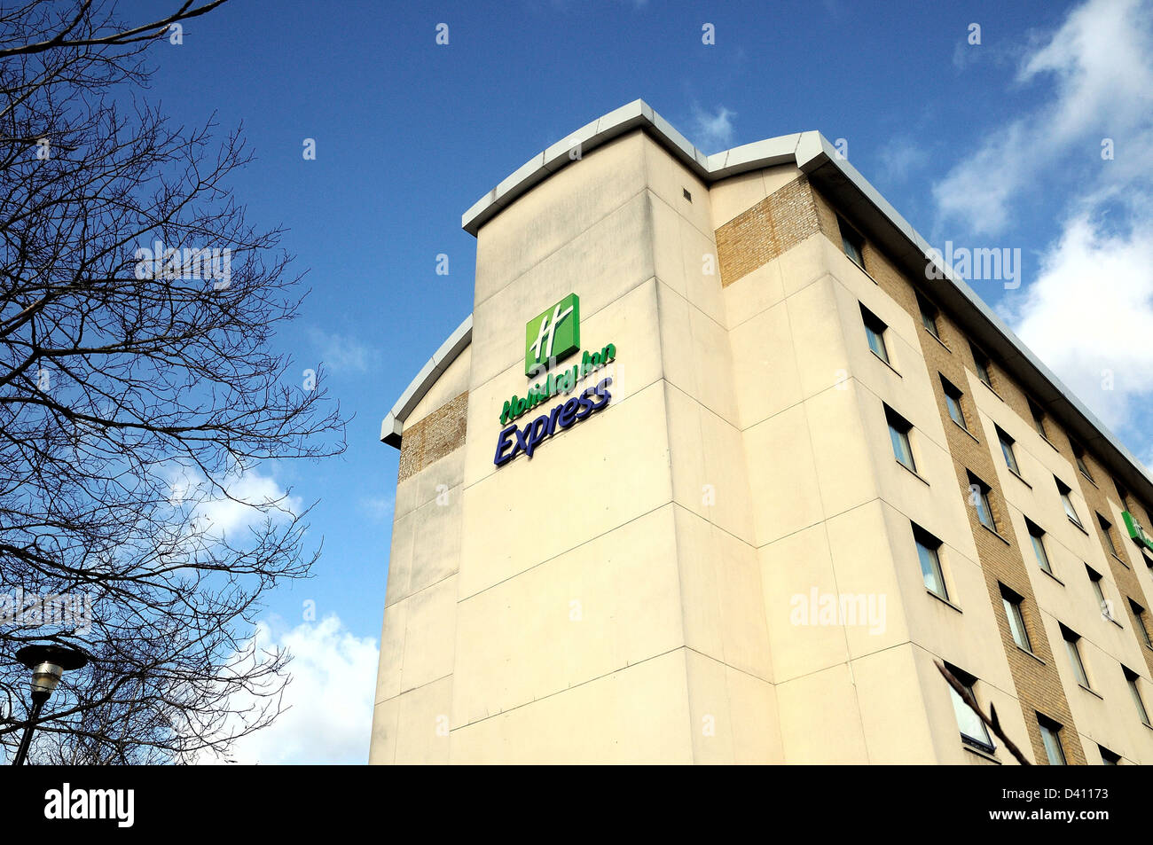 Holiday inn express london uk hi-res stock photography and images - Alamy