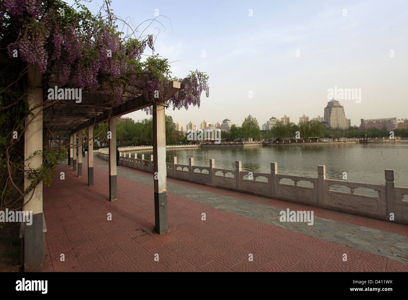 View of the lake and attractions in Lianhuachi Park, Beijing City ...