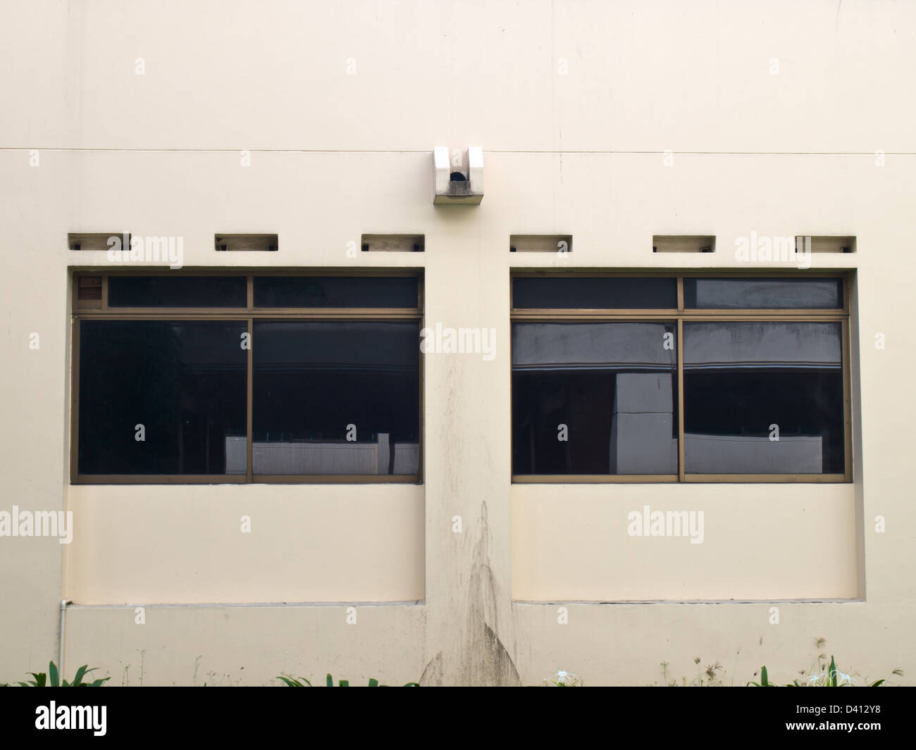 windows on wall as background Stock Photo - Alamy