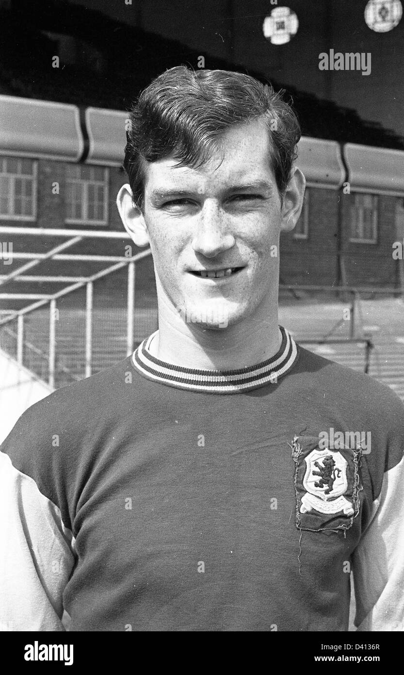 Fred Turnbull Aston Villa FC footballer 1967 Stock Photo - Alamy Fred Turnbull Aston Villa FC footballer 1967 Stock Photo - Alamy