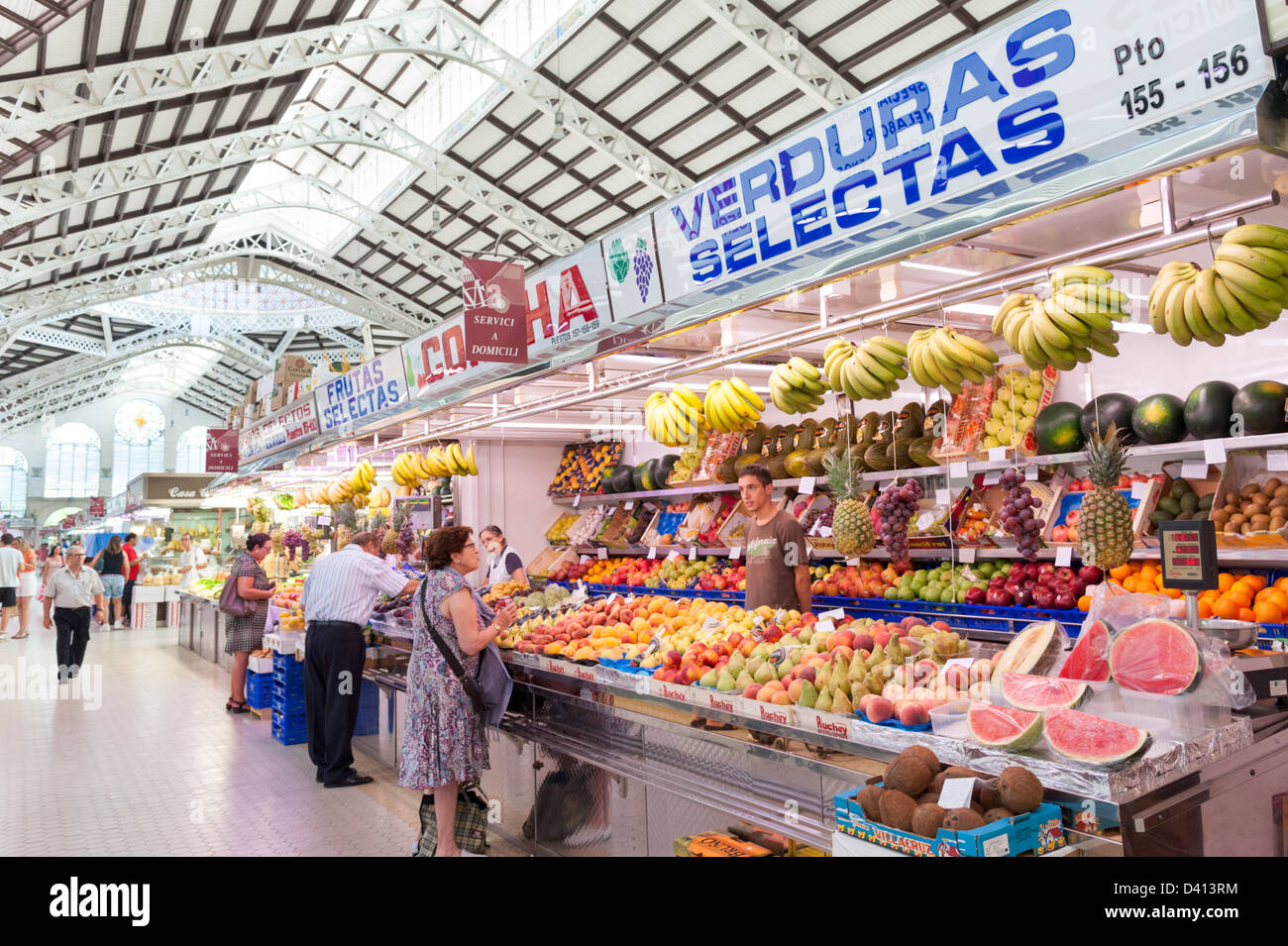 Fruit and vegetable stall in the Central Market, Valencia, Spain Stock ...