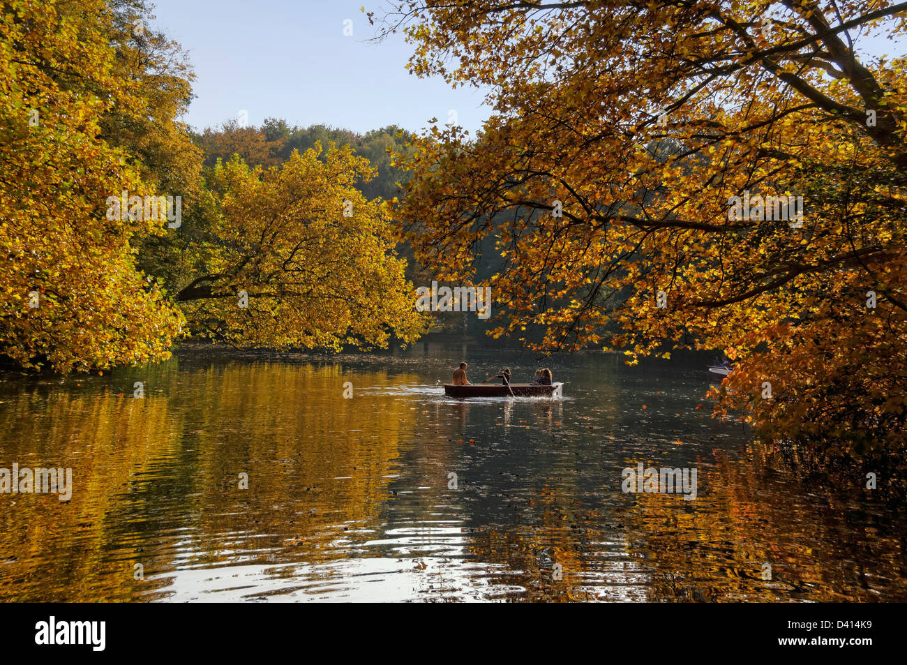Lake in Tiergarten in autumn, Berlin Center Berlin, Germany Stock Photo ...
