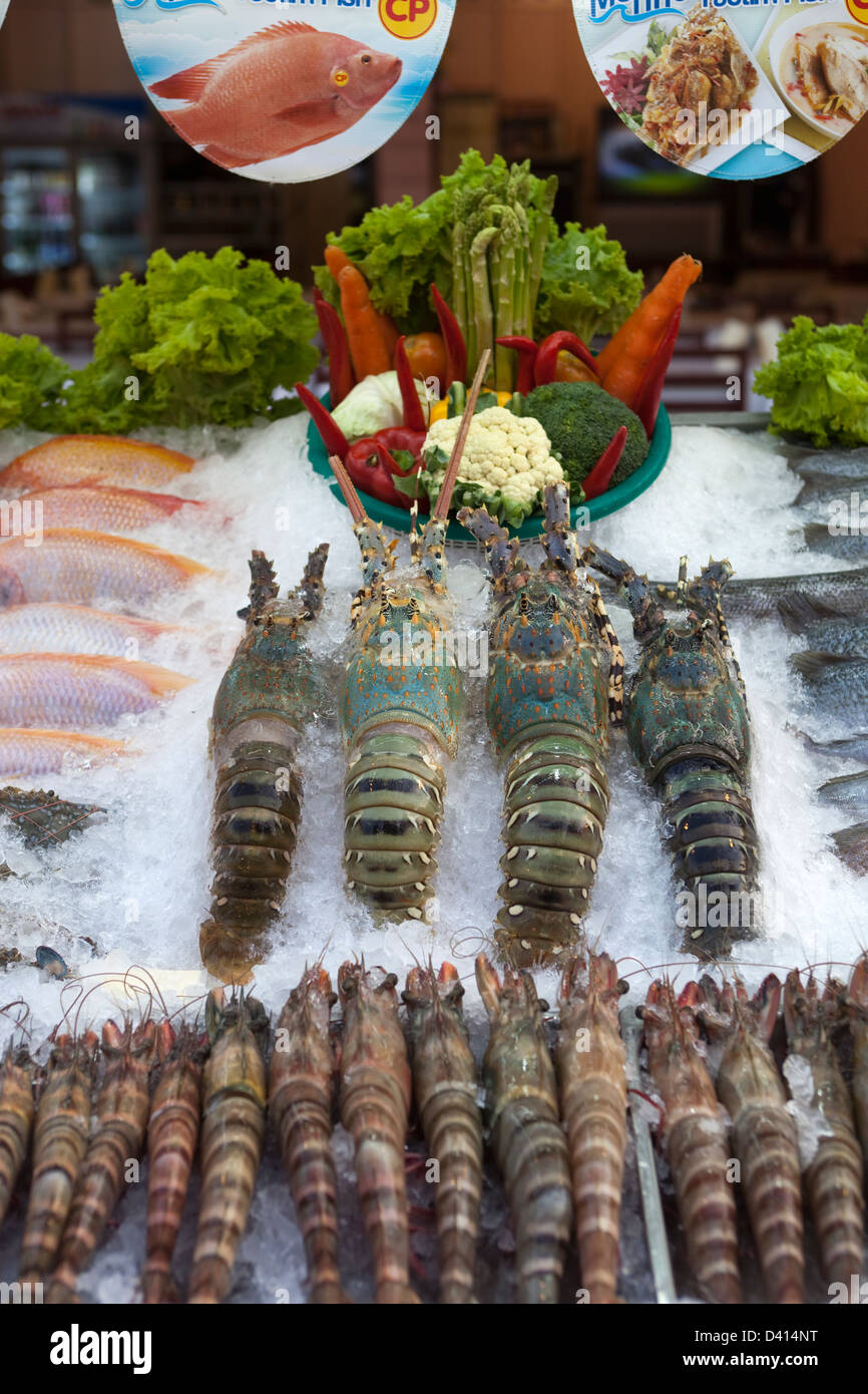 Lobster display hi-res stock photography and images - Alamy