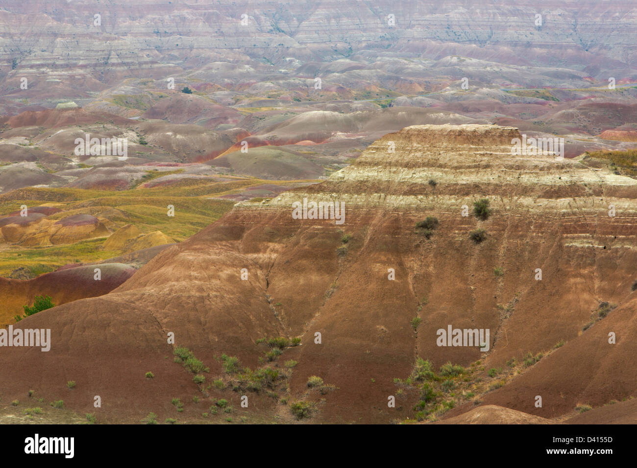 Layers of strata and erosion in Badlands National Park. South Dakota ...