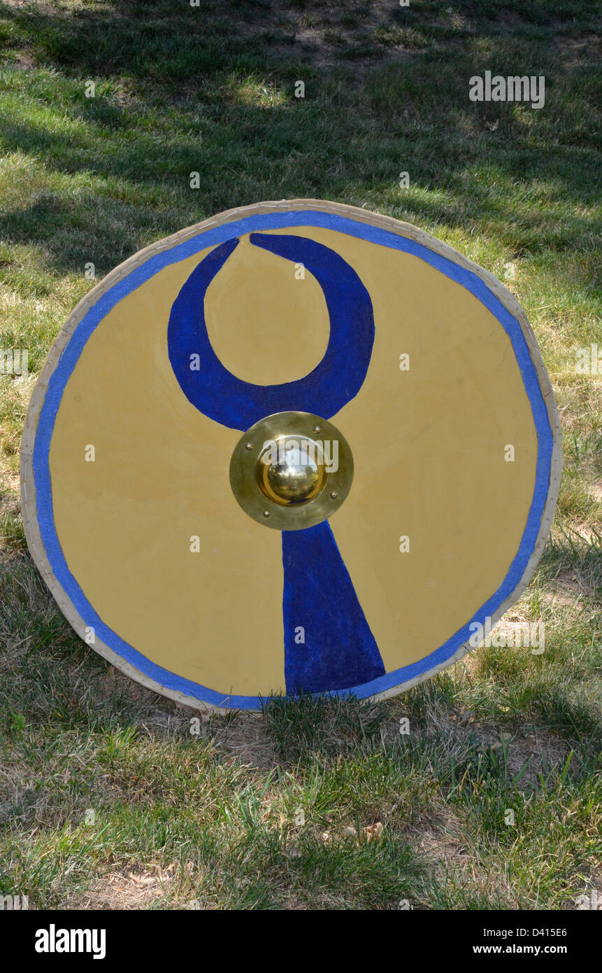 Self shield hi-res stock photography and images - Alamy