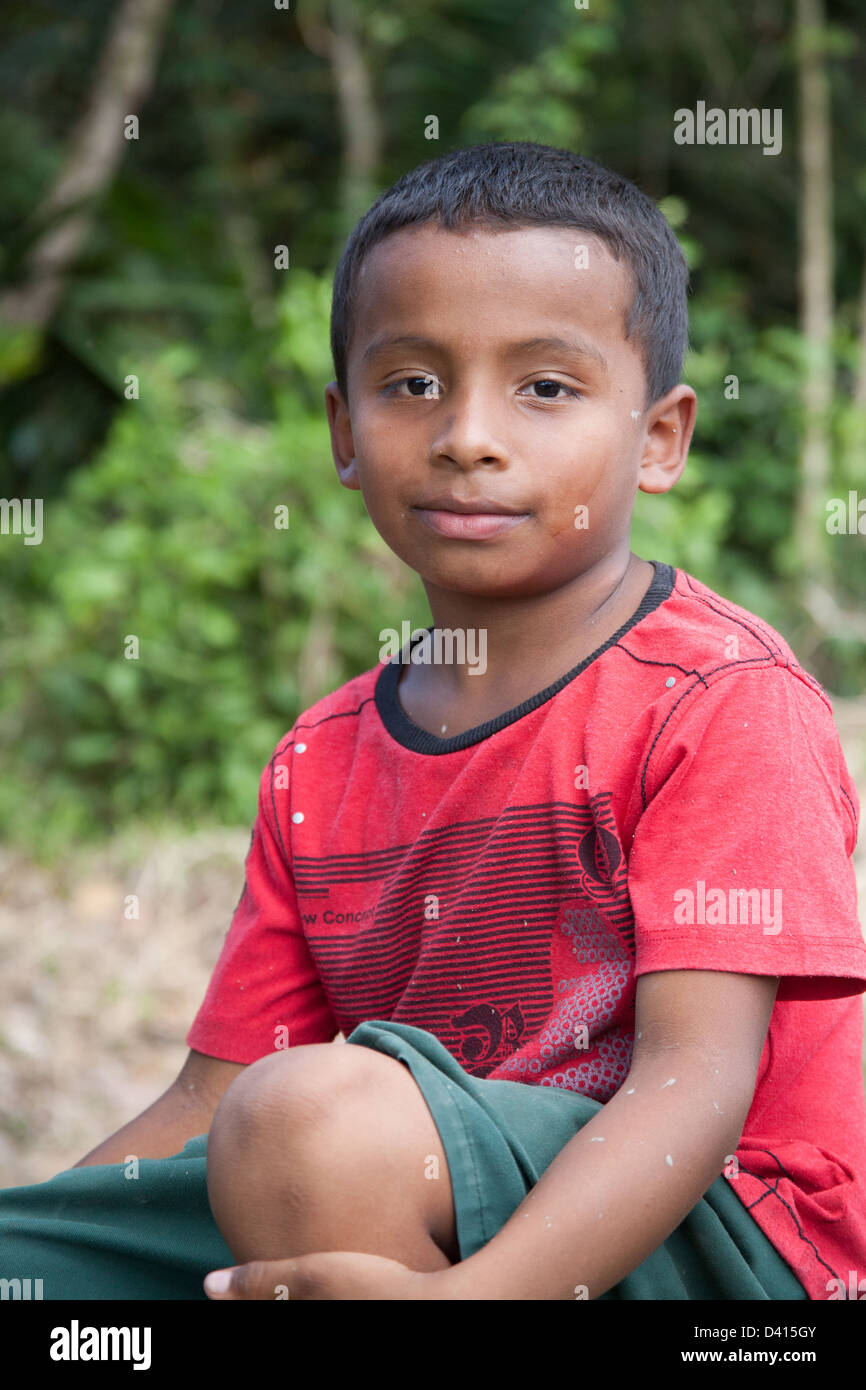 Panamanian indigenous hi-res stock photography and images - Alamy